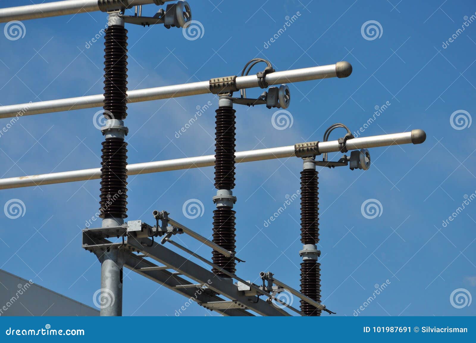 Transformer Is A Device Which Converts High Voltage Into Lower Voltage ...