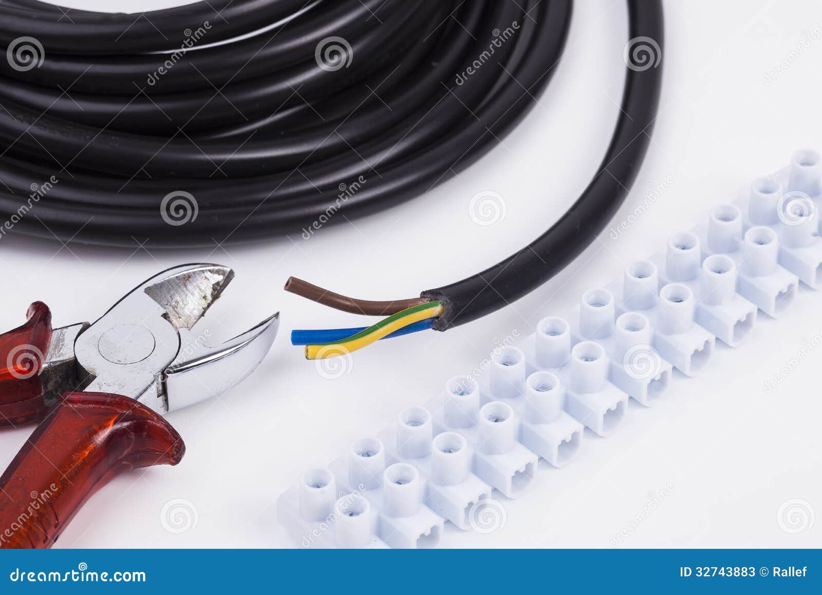 Electric tools and cable stock image. Image of reconnect - 32743883
