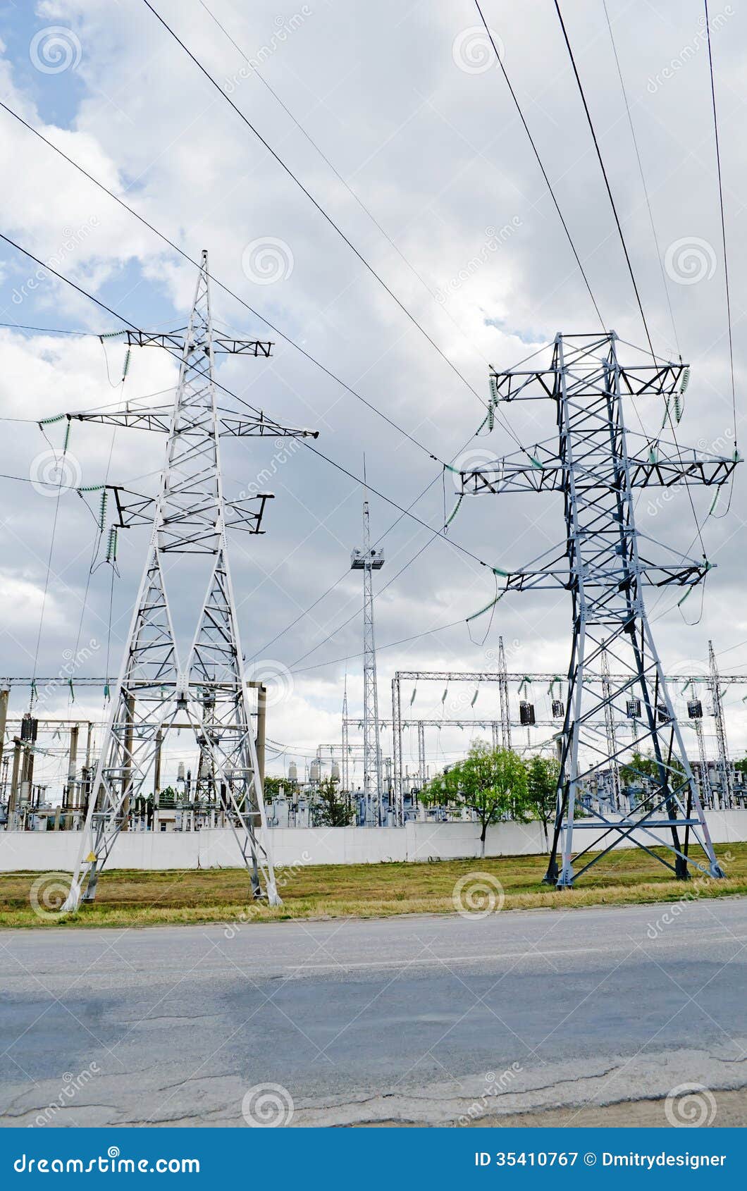 Electric transmission line stock image. Image of industry - 35410767