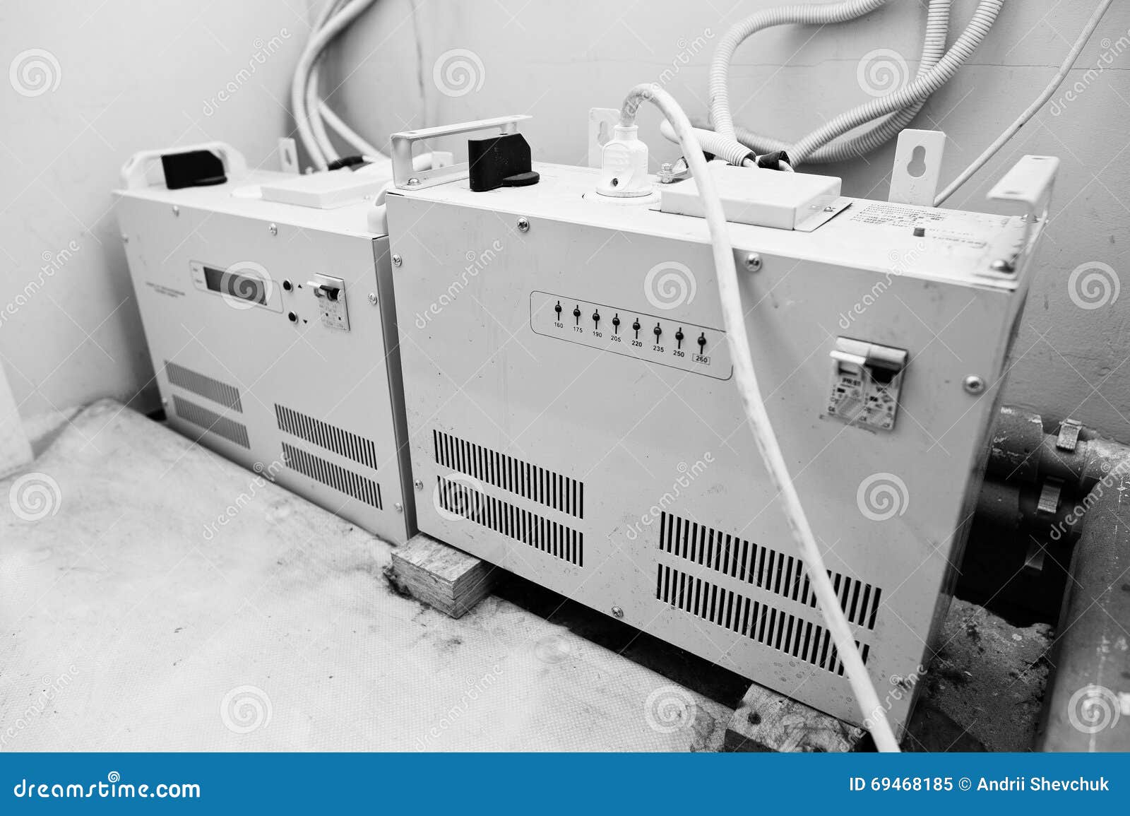 Electric Voltage Control Stabilizer, Ups Stock Image - Image of ...