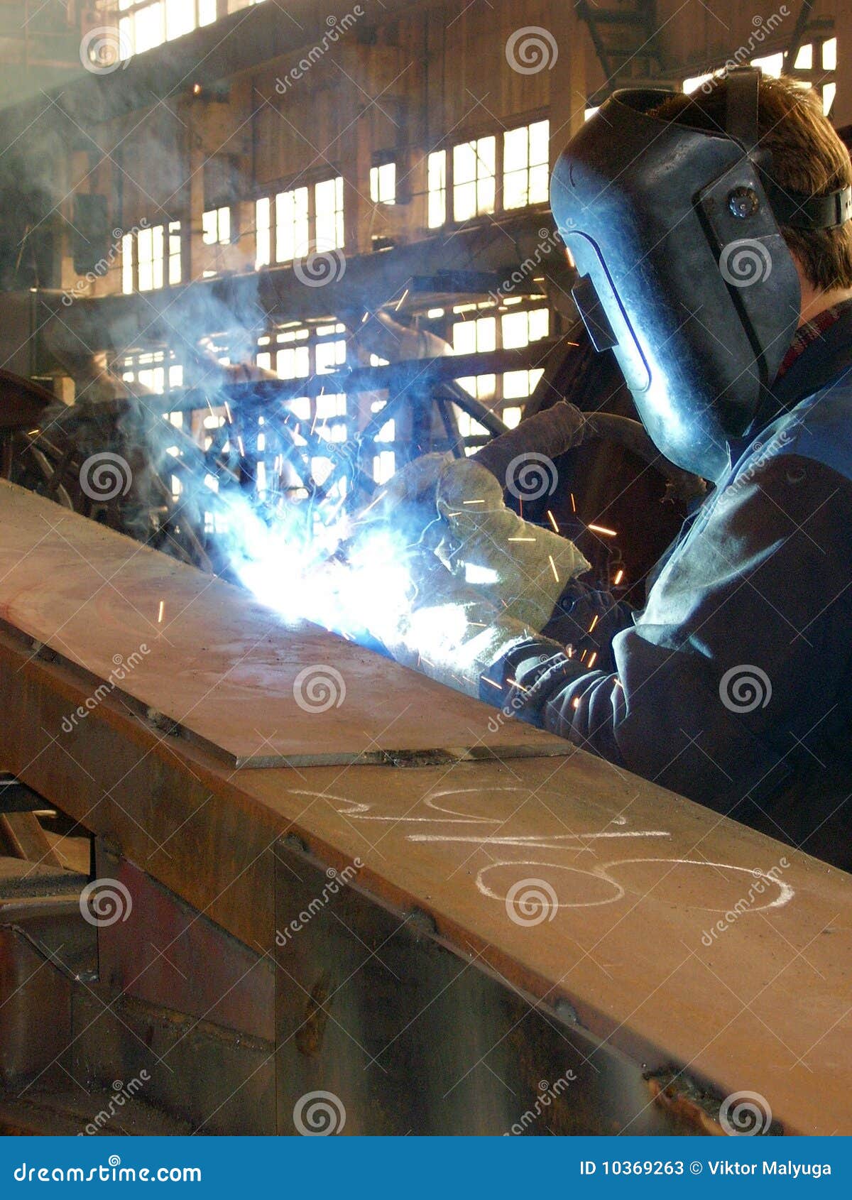 The electric welder stock image. Image of work, electric - 10369263