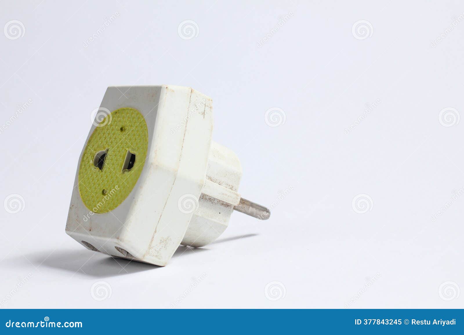 Adapter And Plug For Connecting SATA Drives To The Power Supply On A ...