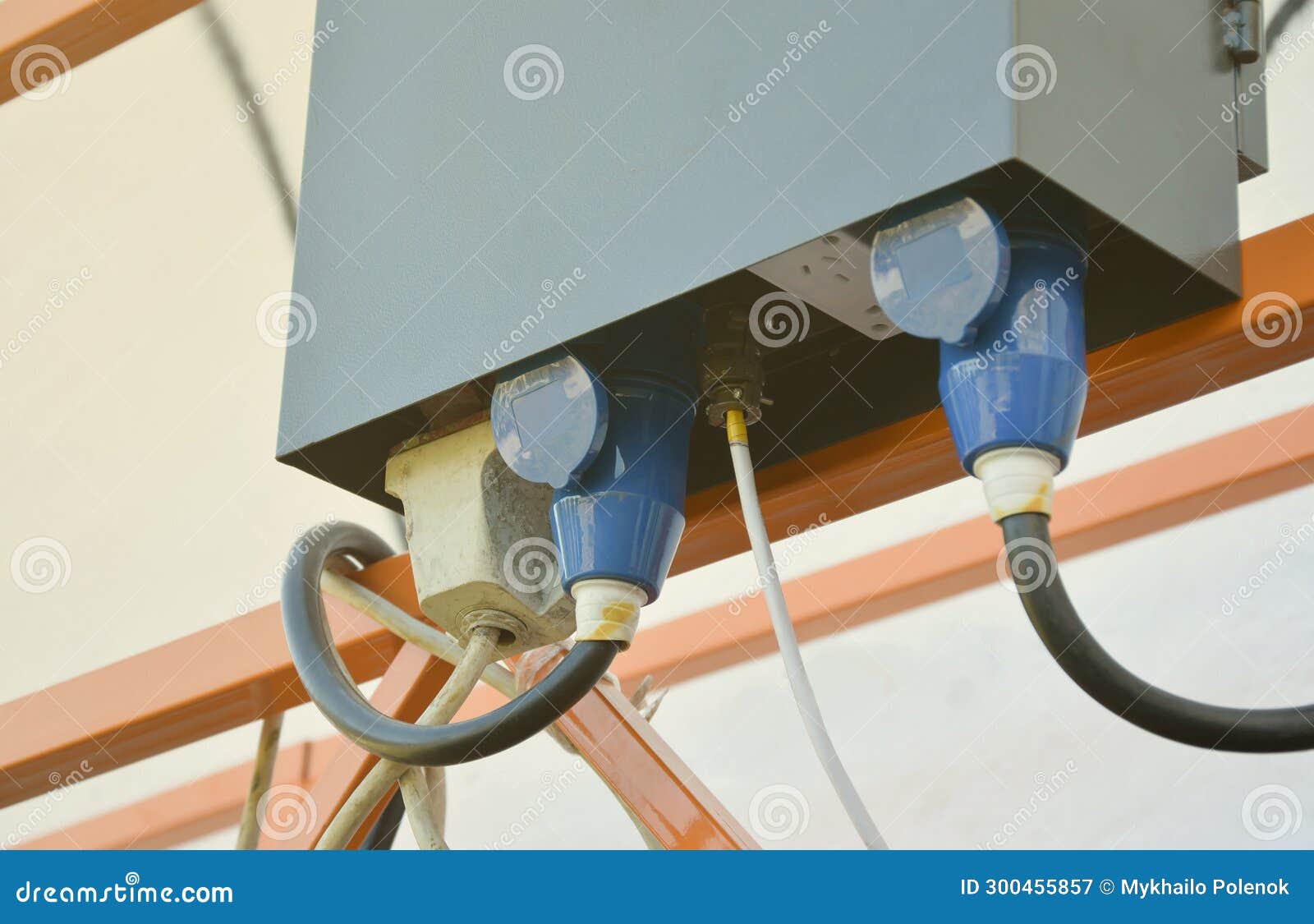 Electrical Control System of Suspended Wire Rope Platform for Facade ...