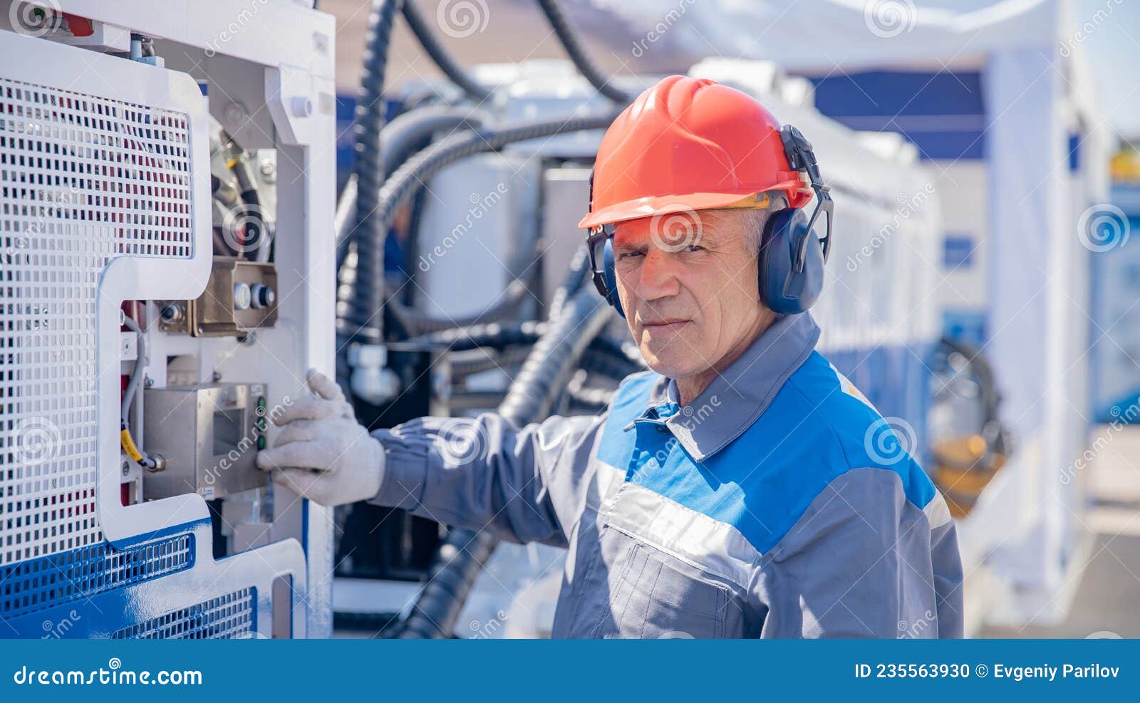 Electrical Engineer Maintains Mining Equipment, Hydraulic Systems Stock ...