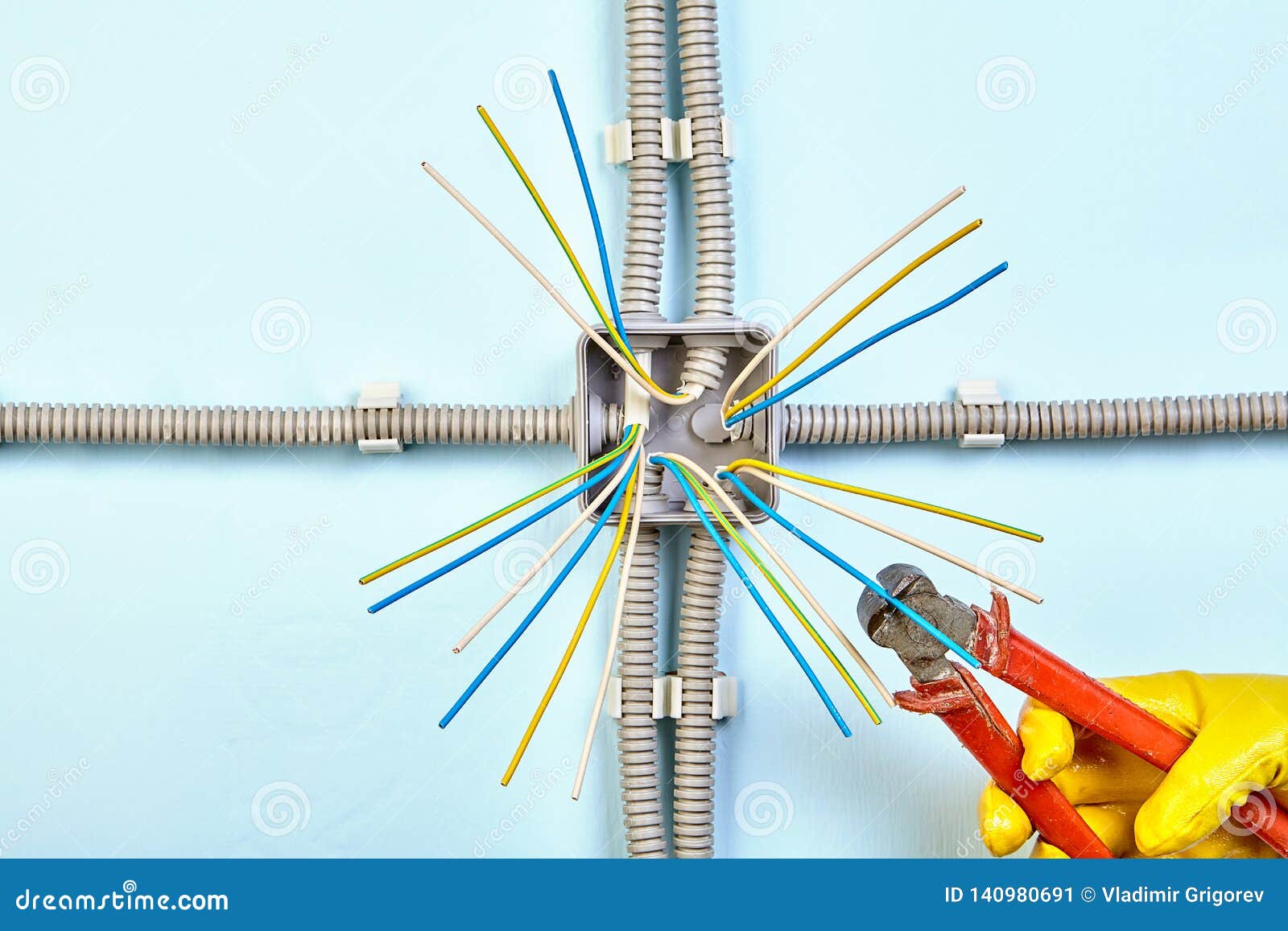 Electrician Wire S Junction