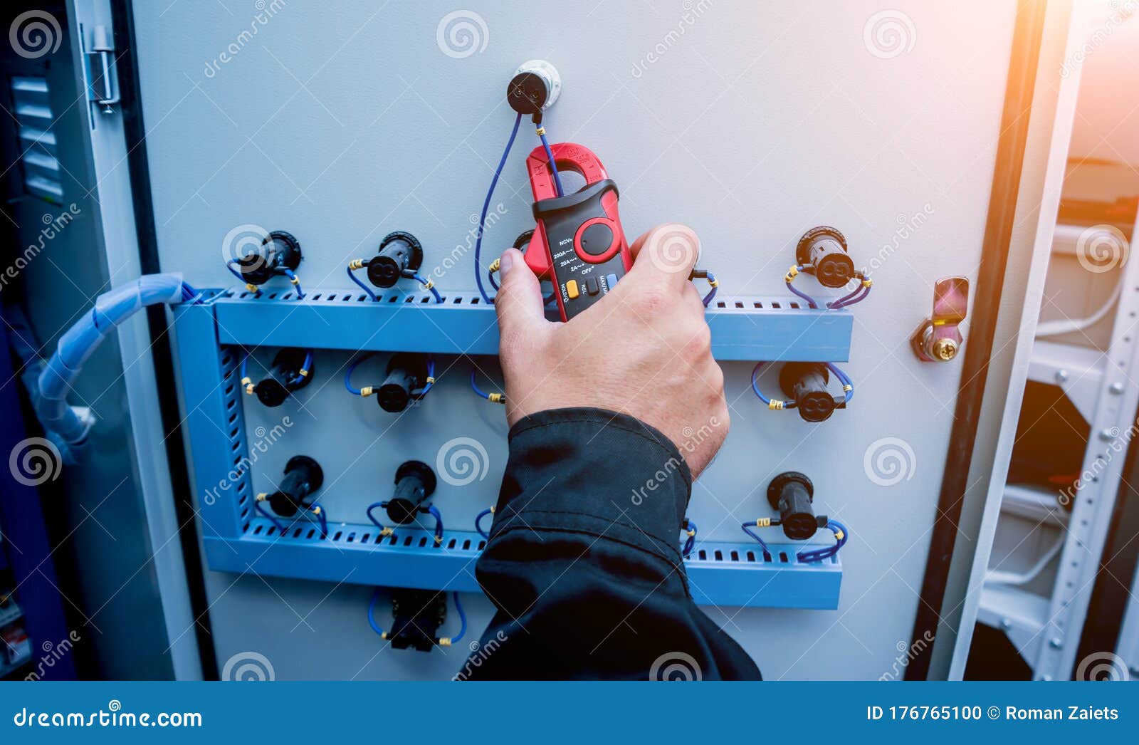 Electrical Measurements with Multimeter Tester. Modern Electrical ...