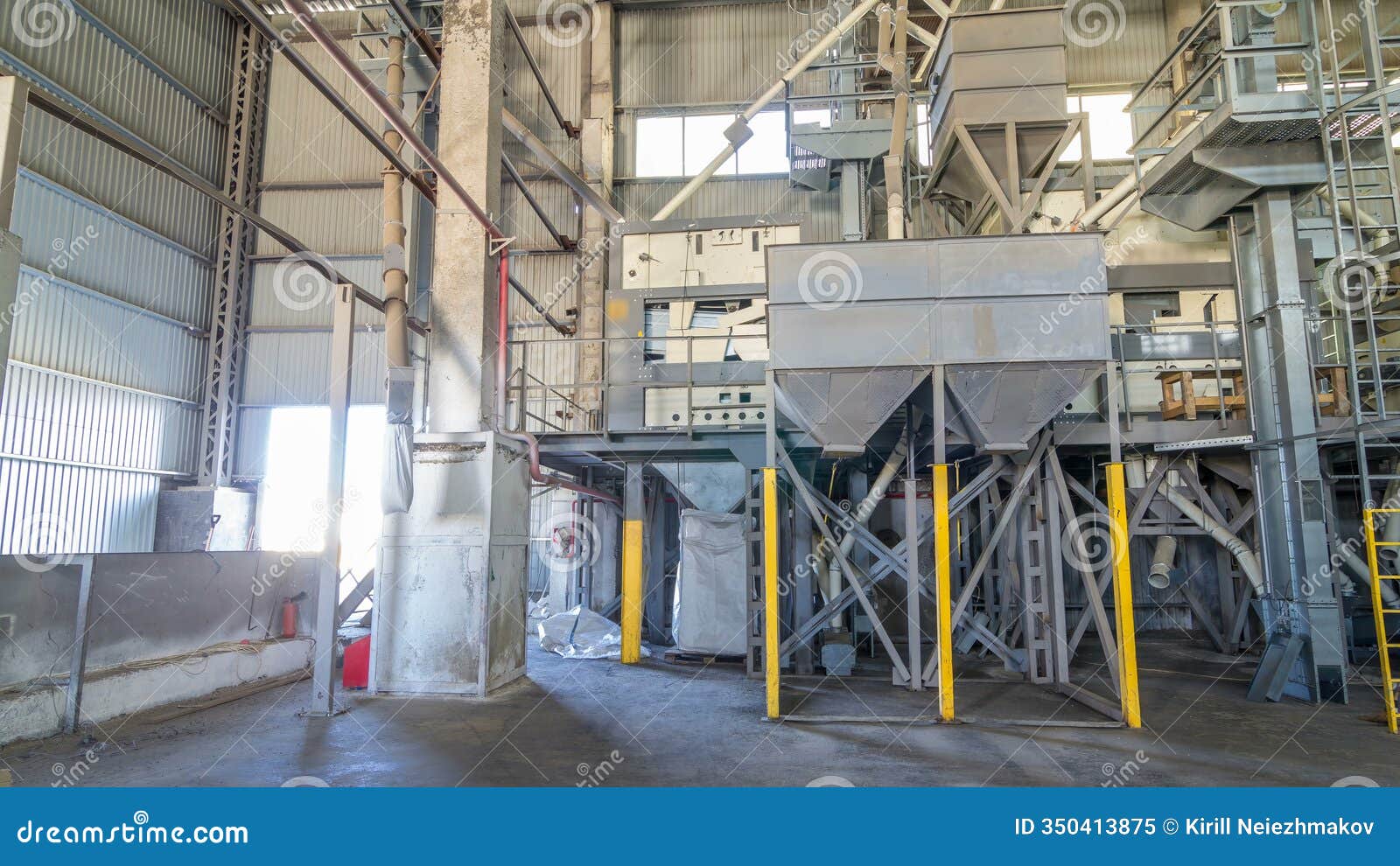 Electrical Mill Machinery and Elevator for the Production of Seeds ...