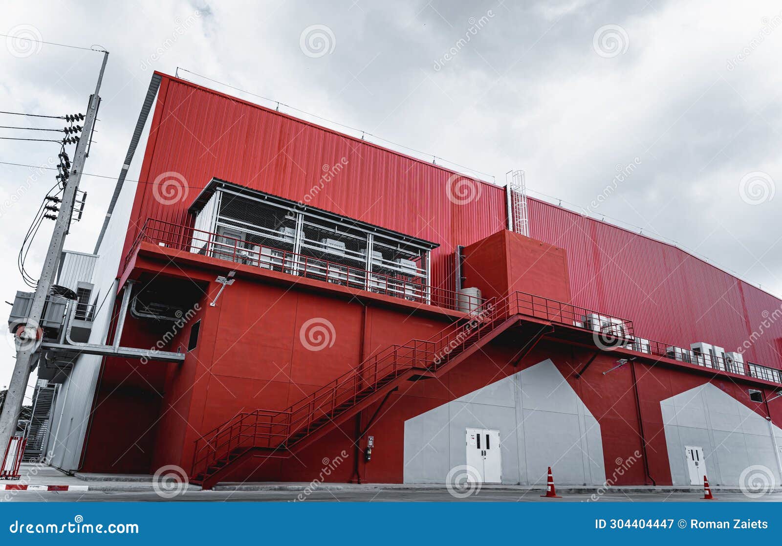 Electrical Power and Distribution Electricity System at the Building ...