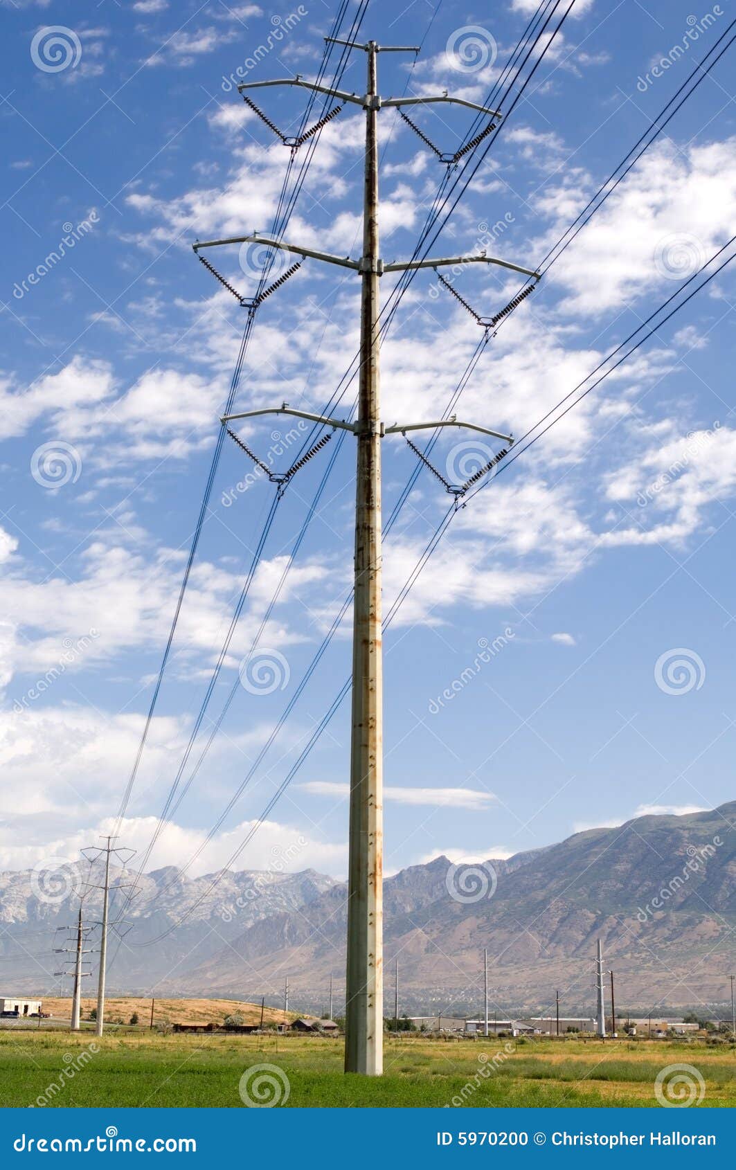 Electrical Transmission Tower Stock Photo - Image of line, supply: 5970200