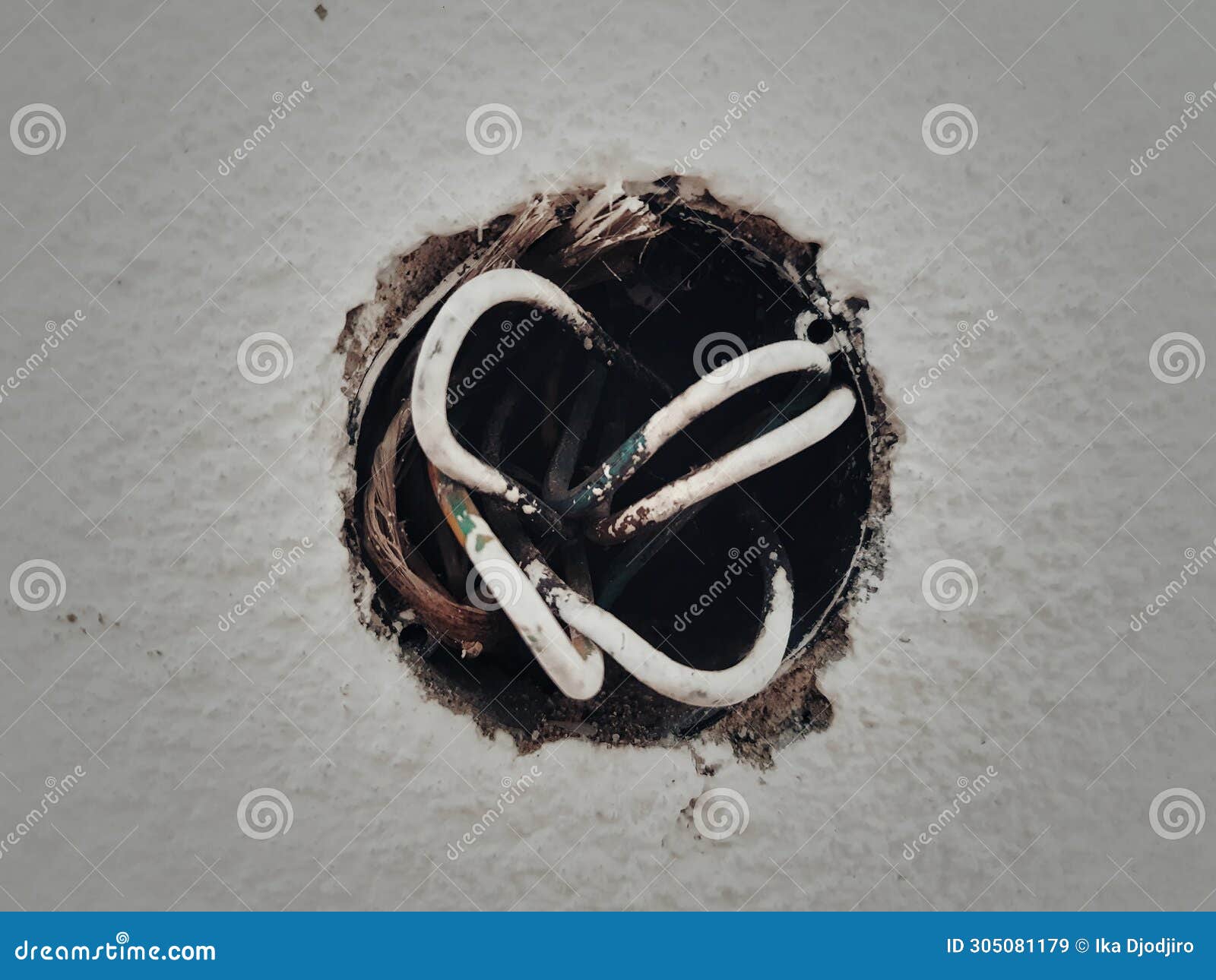 The Wall Sockets Are Old And There Are Traces Of Running Water And Moss ...