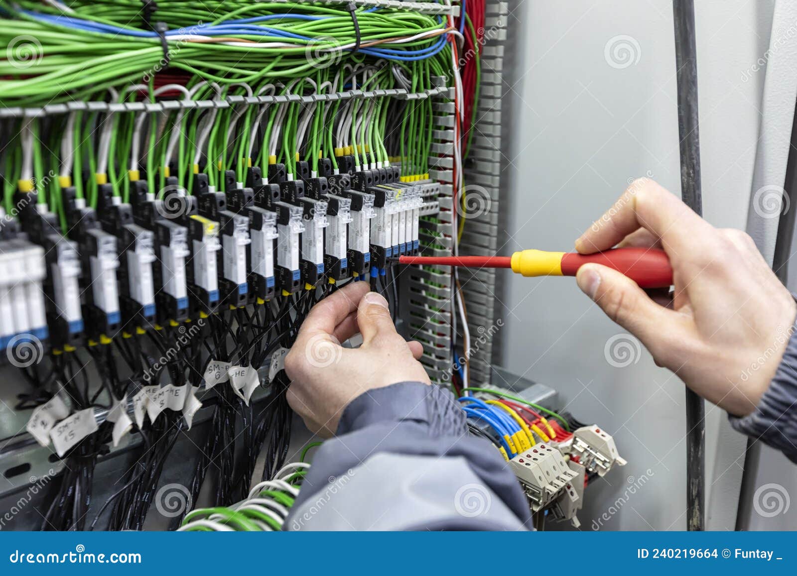 Connecting Cables With Cable Lugs To Circuit Breakers In The Electrical ...