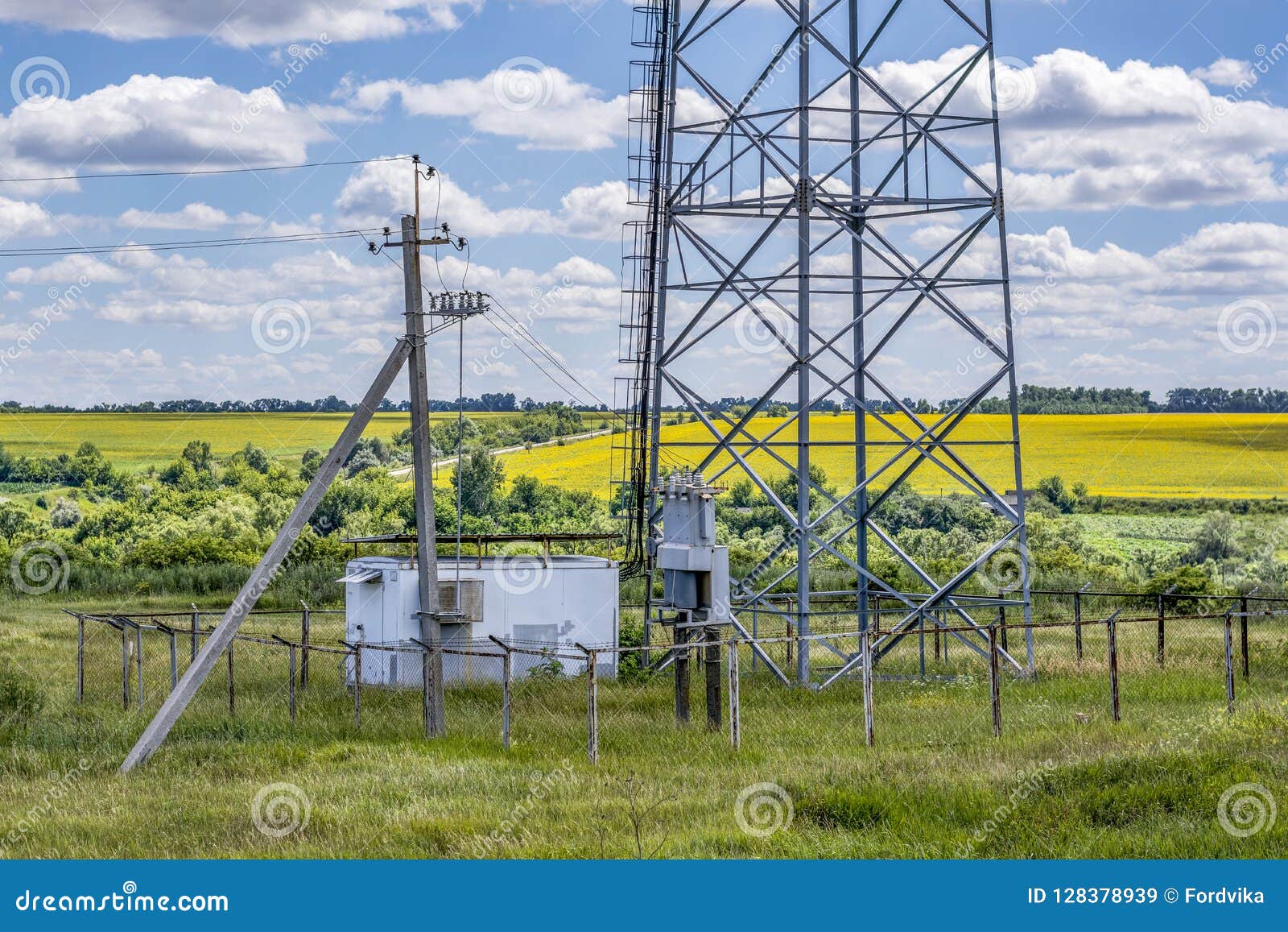 Electricity Distribution Block, with Electrical Support and a Pillar ...
