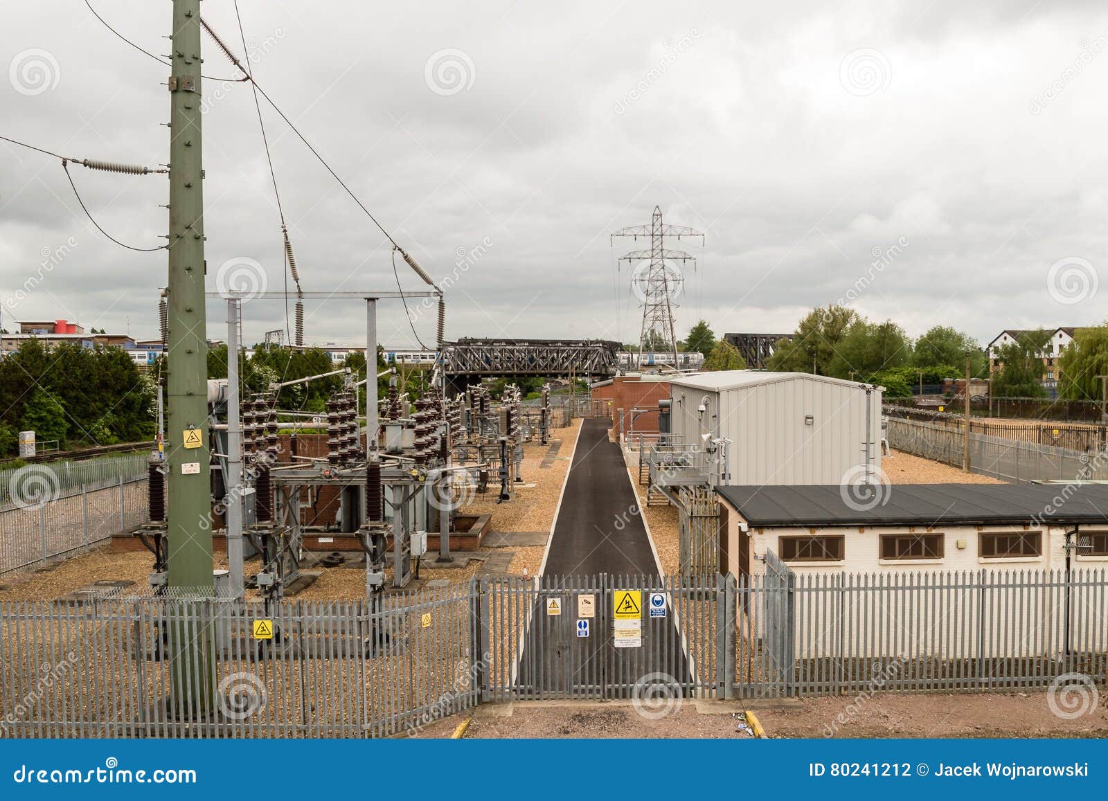 Electricity Power Station UK Stock Photo - Image of england, structure ...