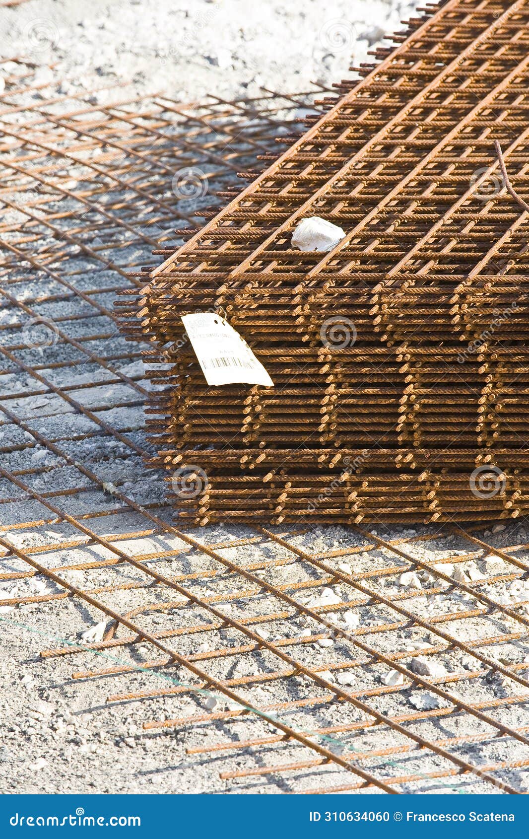 Electro-welded Wire Mesh for Reinforcing Concrete Screeds in a ...