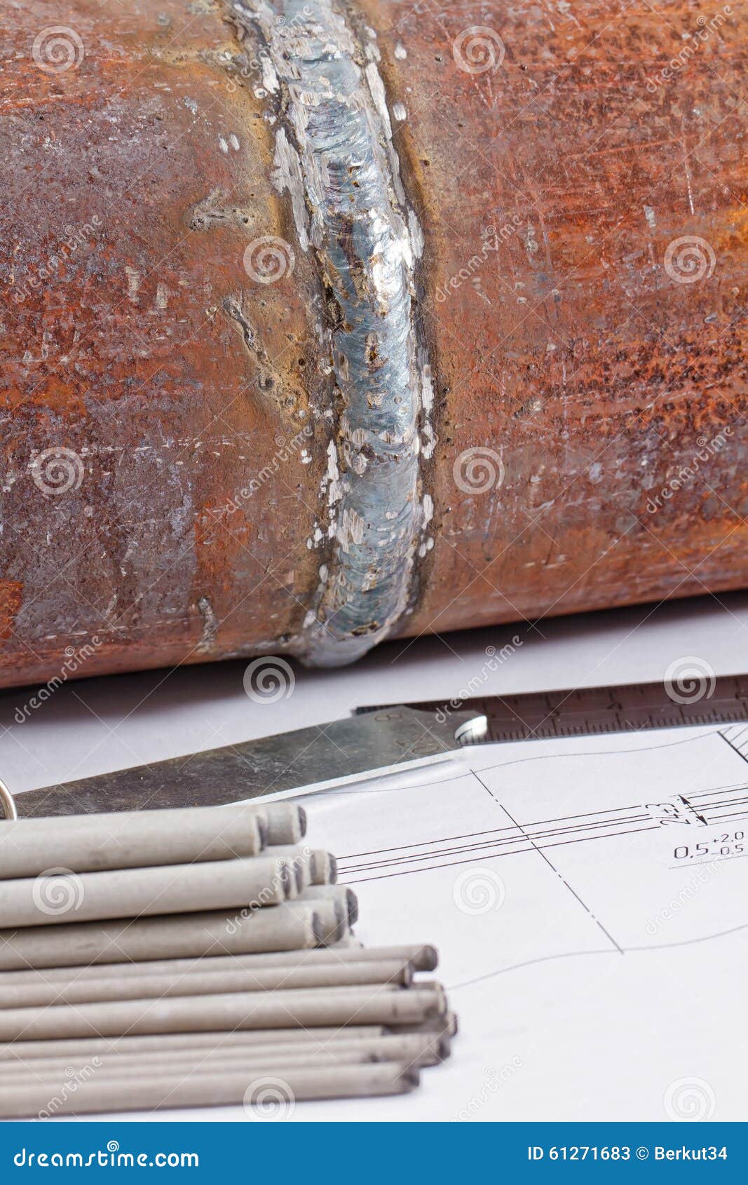 Electrodes for Manual Arc Welding Stock Illustration - Illustration of ...