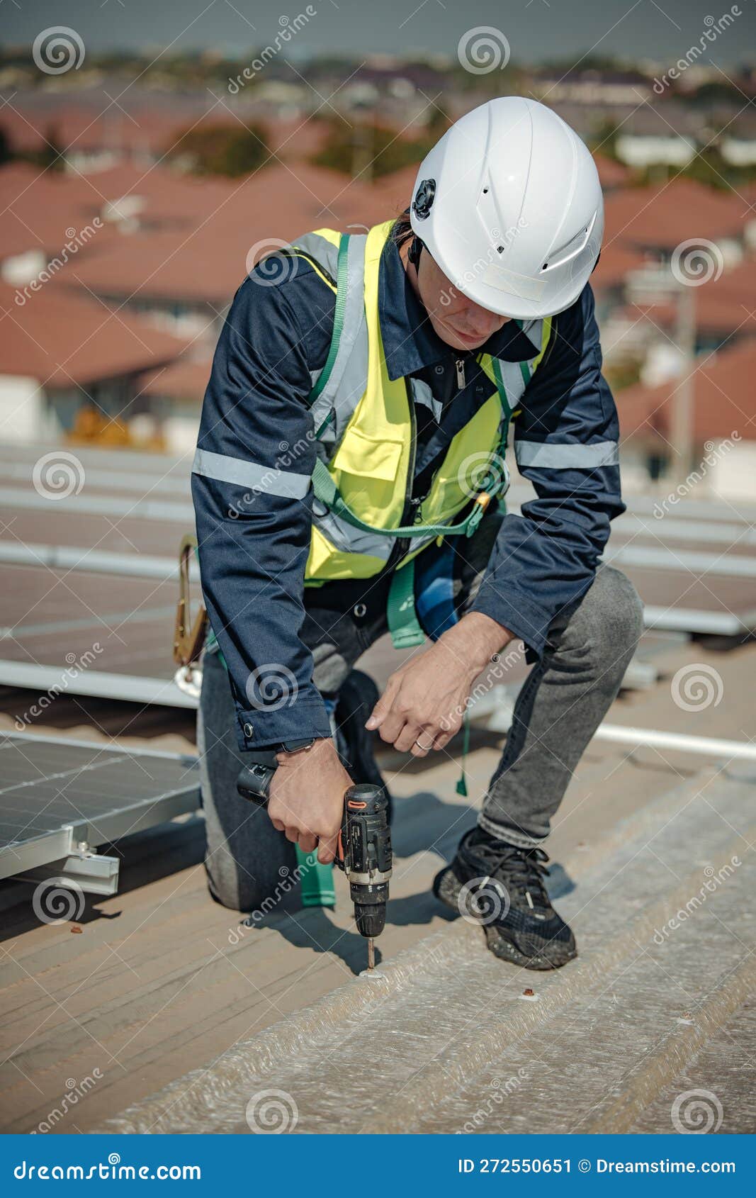 Electromechanical Solar Panel Technician Install, Assemble Photovoltaic ...