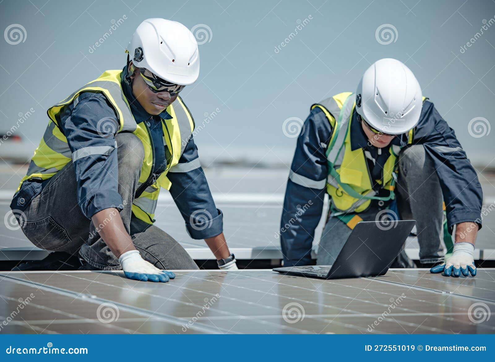 Electromechanical Solar Panel Technician Install, Assemble Photovoltaic ...