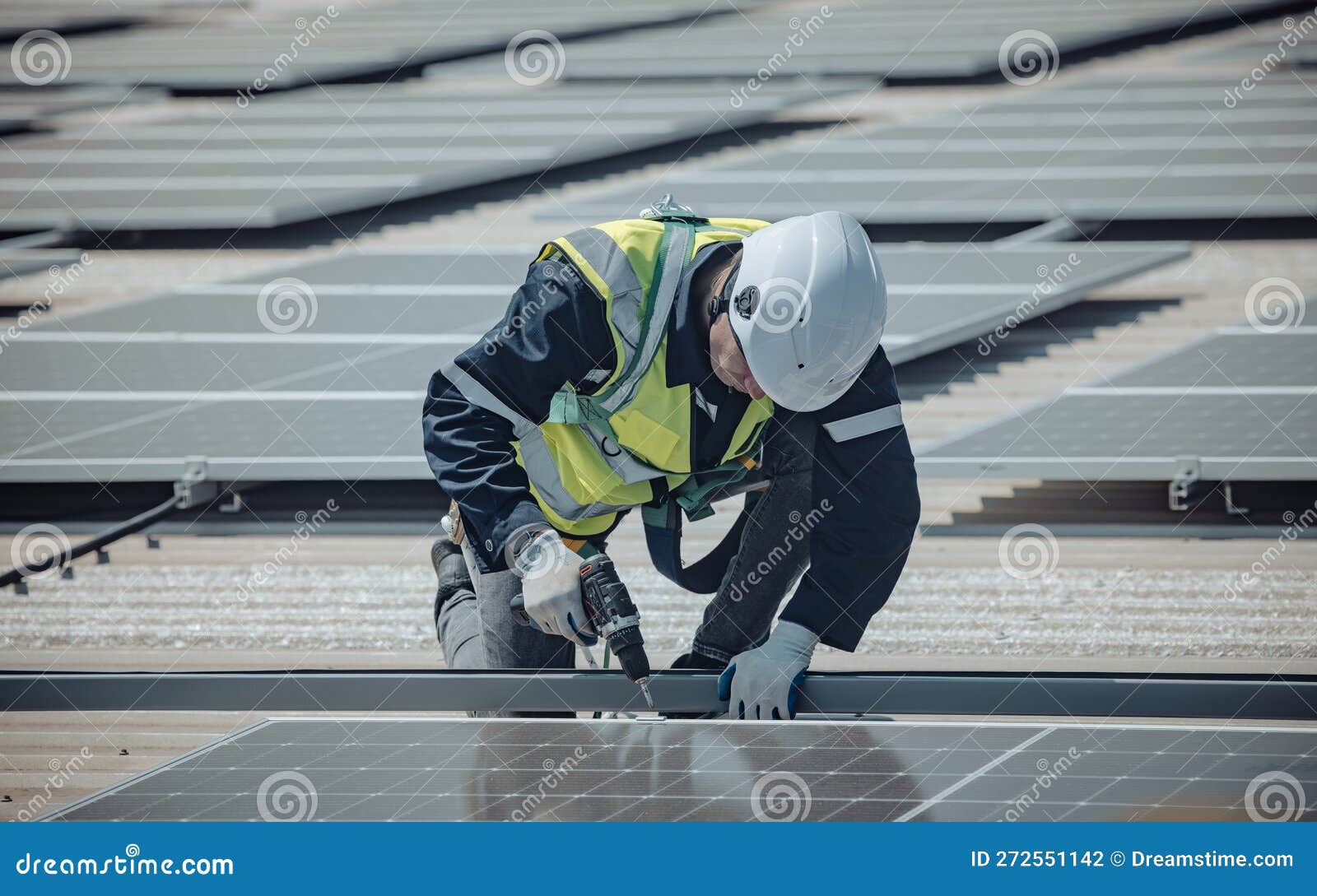 Electromechanical Solar Panel Technician Install, Assemble Photovoltaic ...