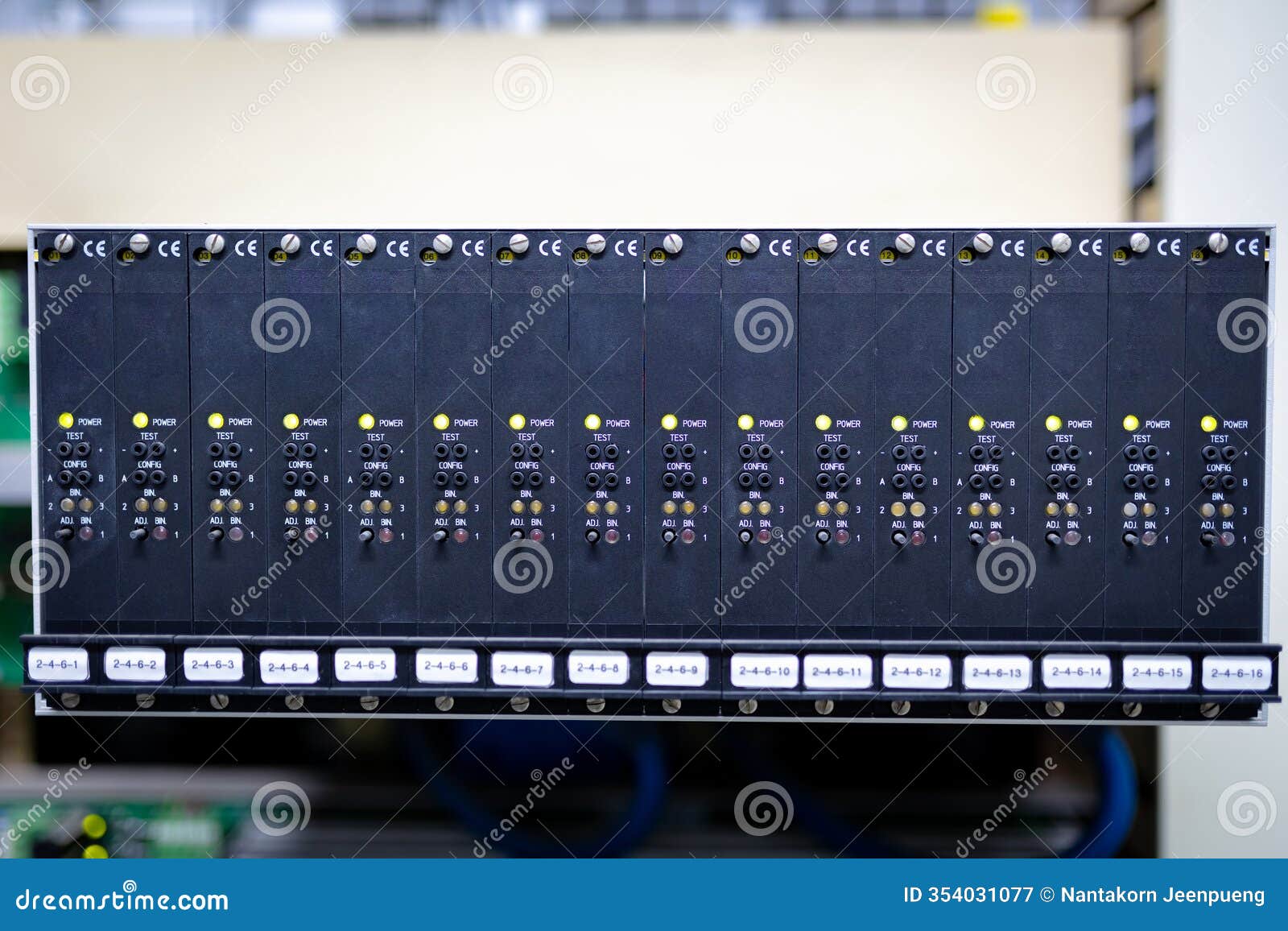 Electronic Card that Indicates the Working Status in the Control ...