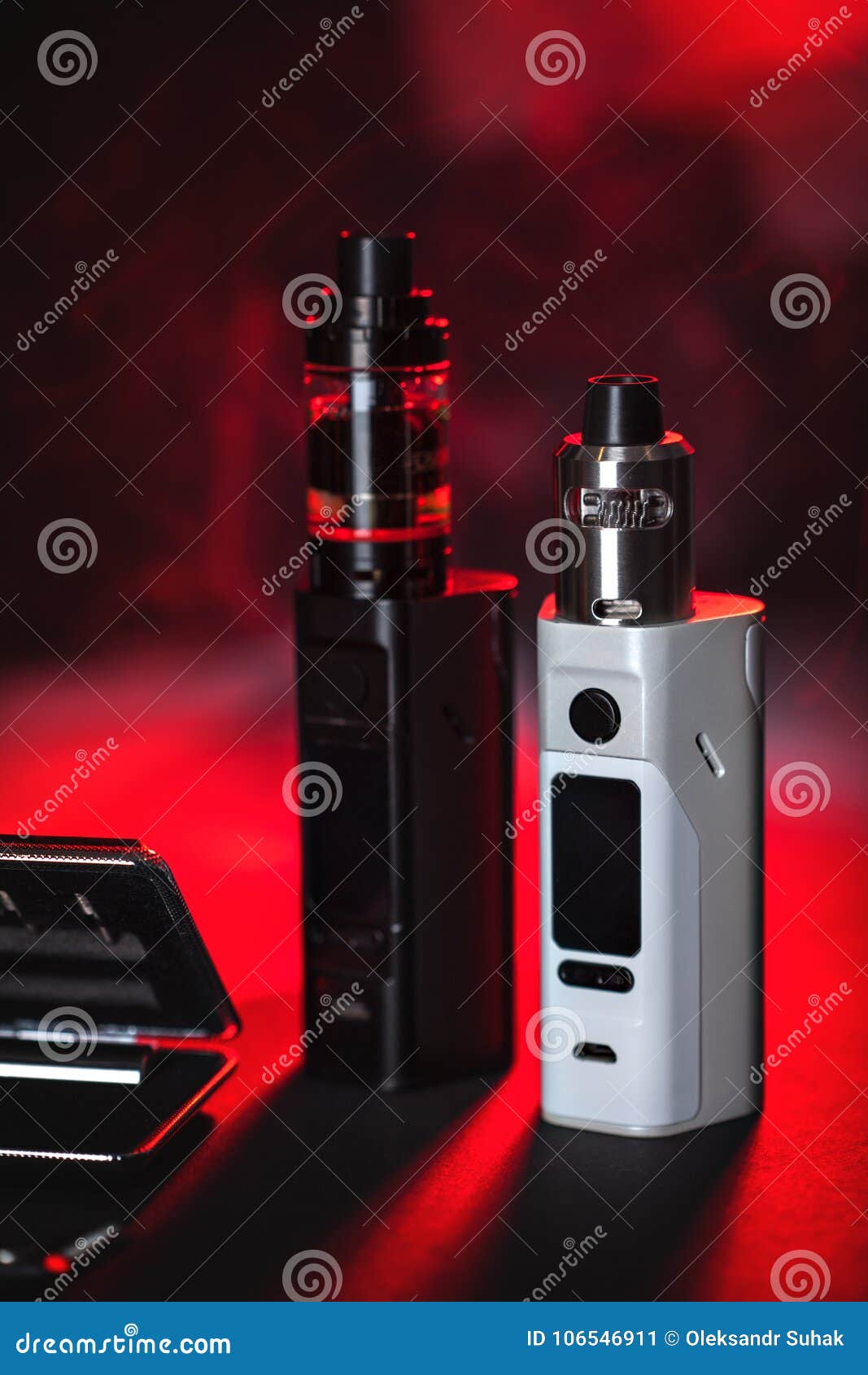 Electronic Cigarette Over a Dark Background. Stock Image - Image of vapor, nicotine: 106546911