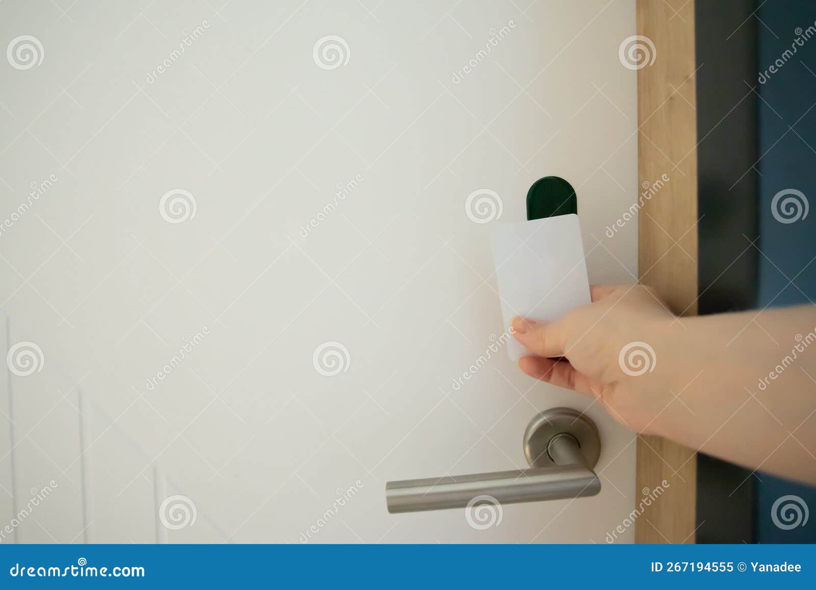 Electronic Door Lock, Hand Opens the Door with a Plastic Card, Smart ...