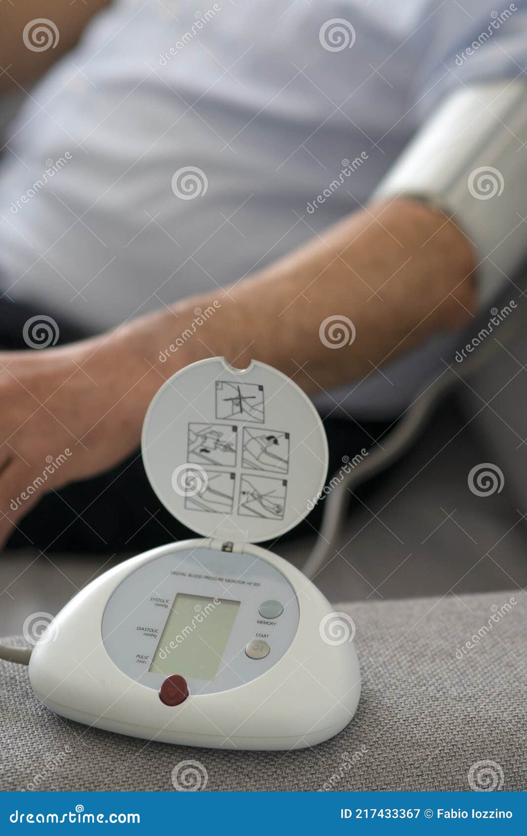 Electronic Machine for Measuring Blood Pressure at Home. Self ...
