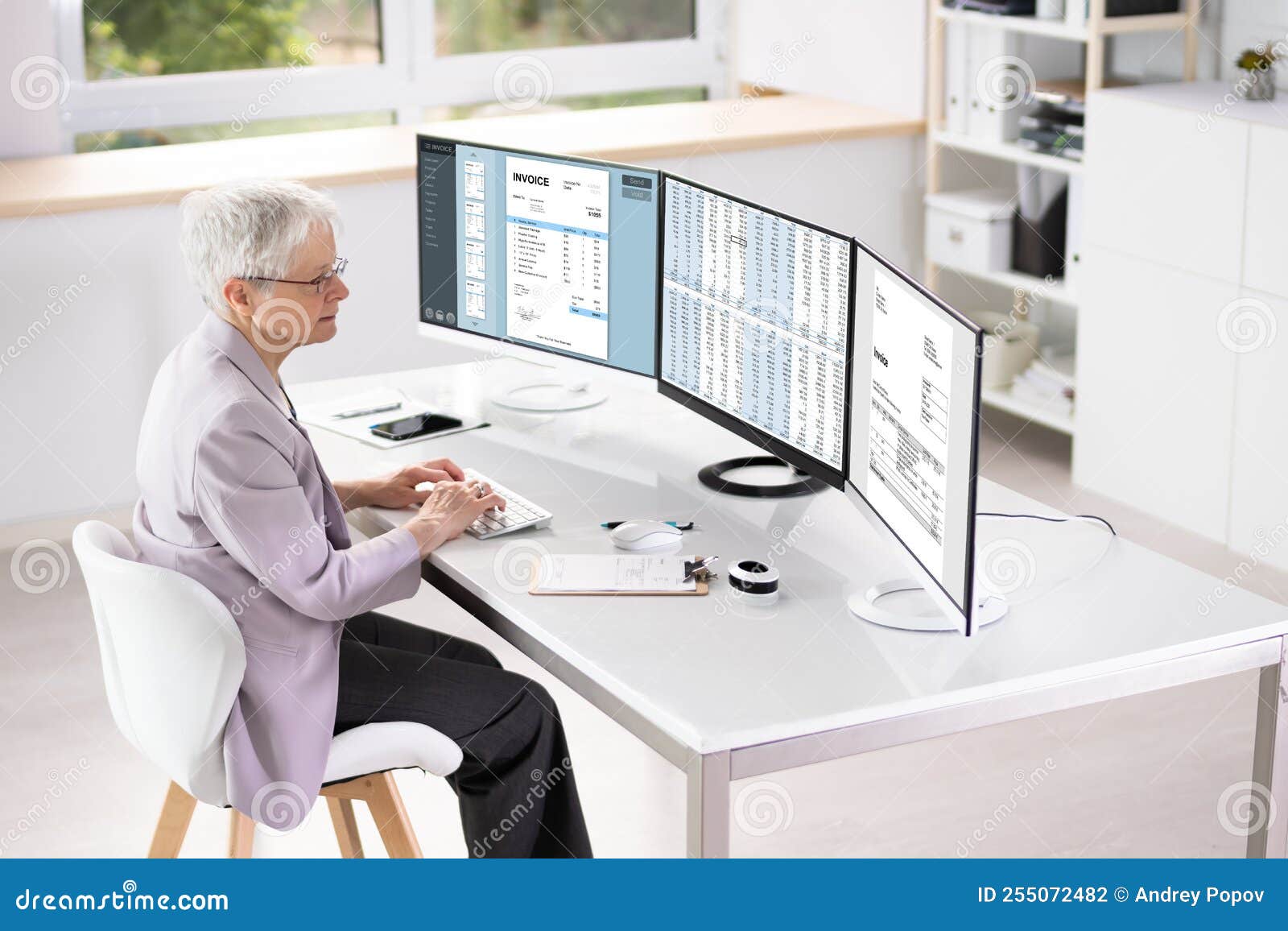 Electronic Medical Bill Manager in Office Stock Photo - Image of ...