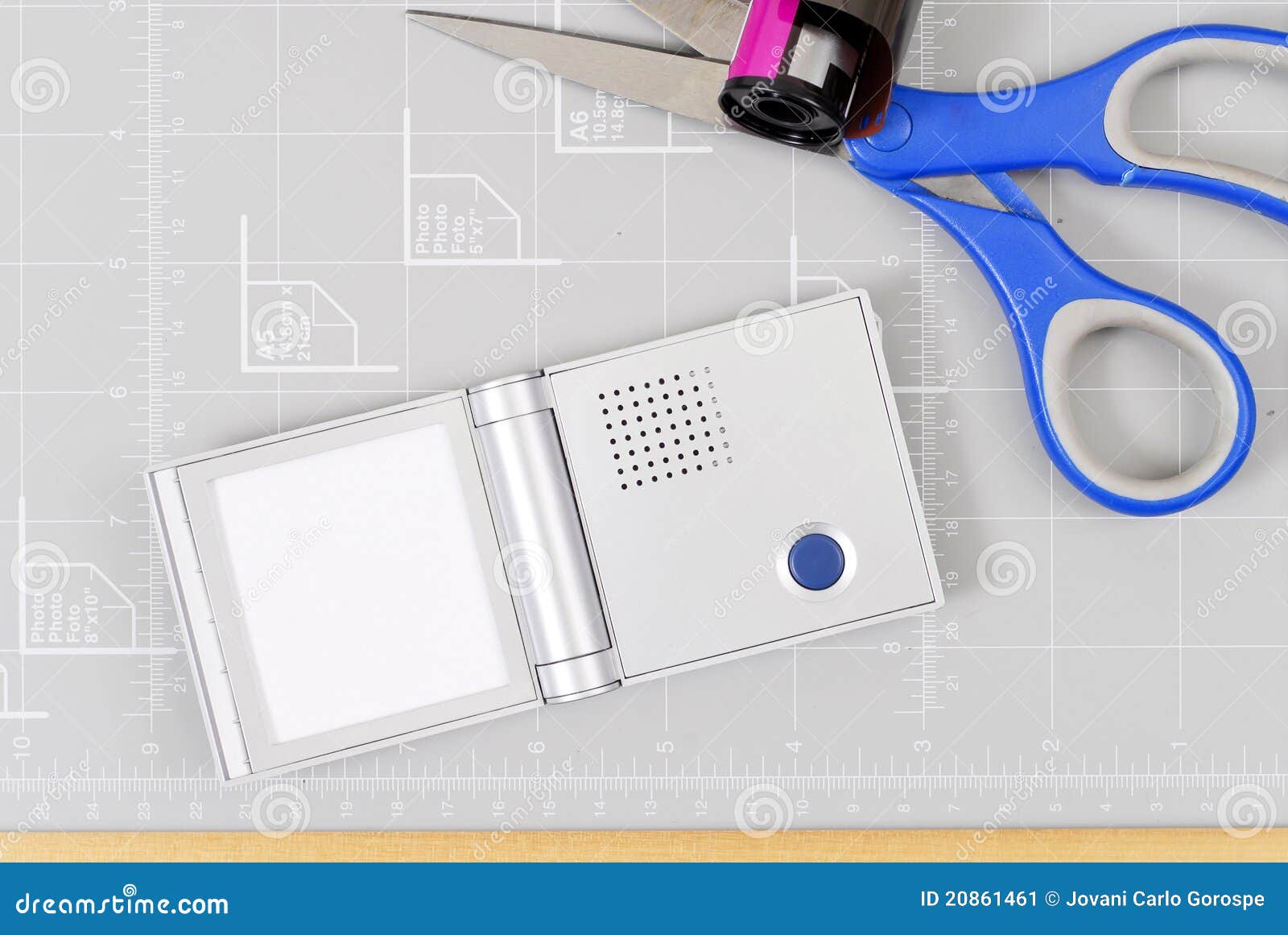 Electronic Message Picture Frame Stock Image - Image of cinema ...