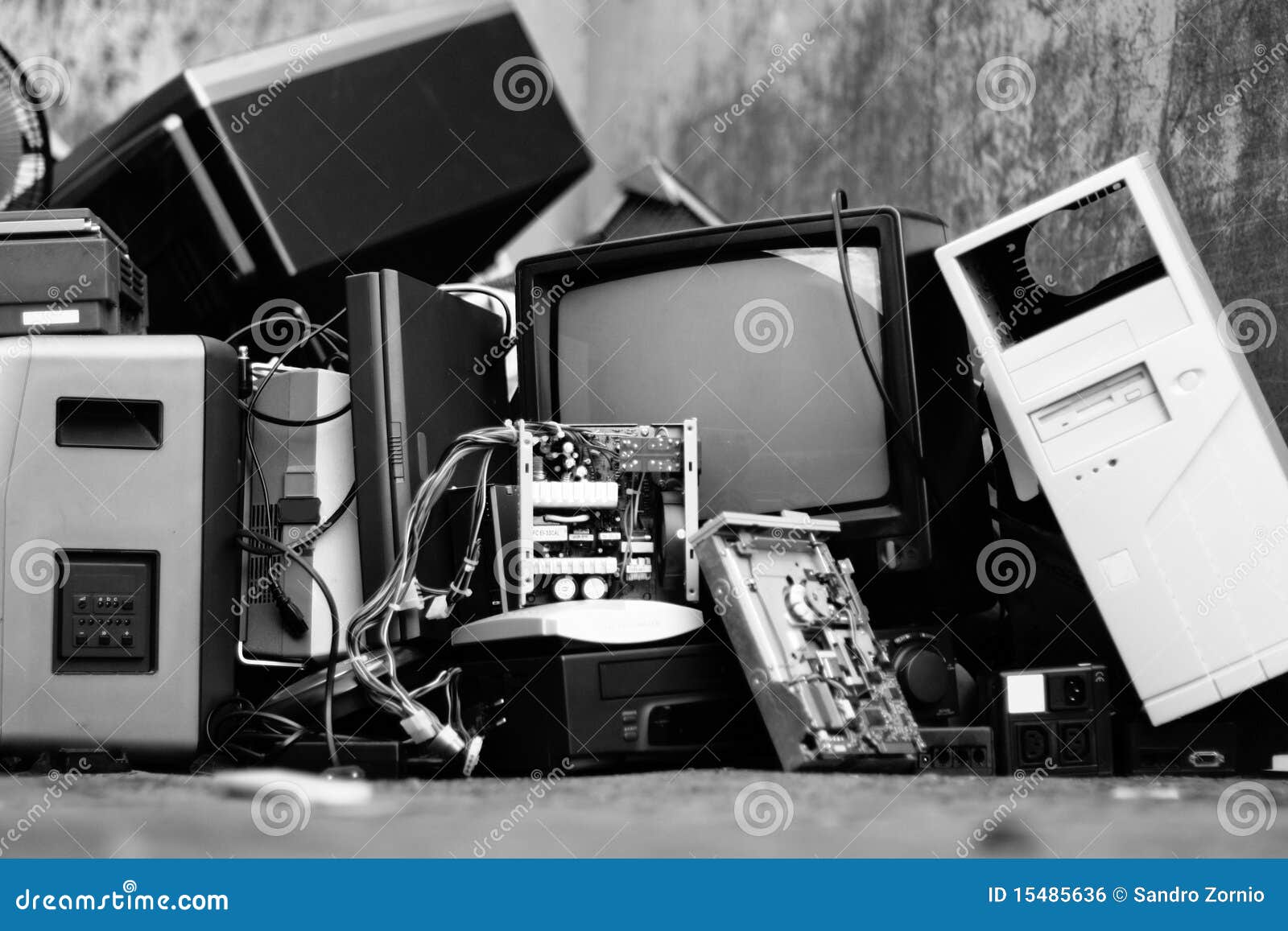 Electronic Scrap Waste Raee Rhos Old Things Stock Photo - Image of ...