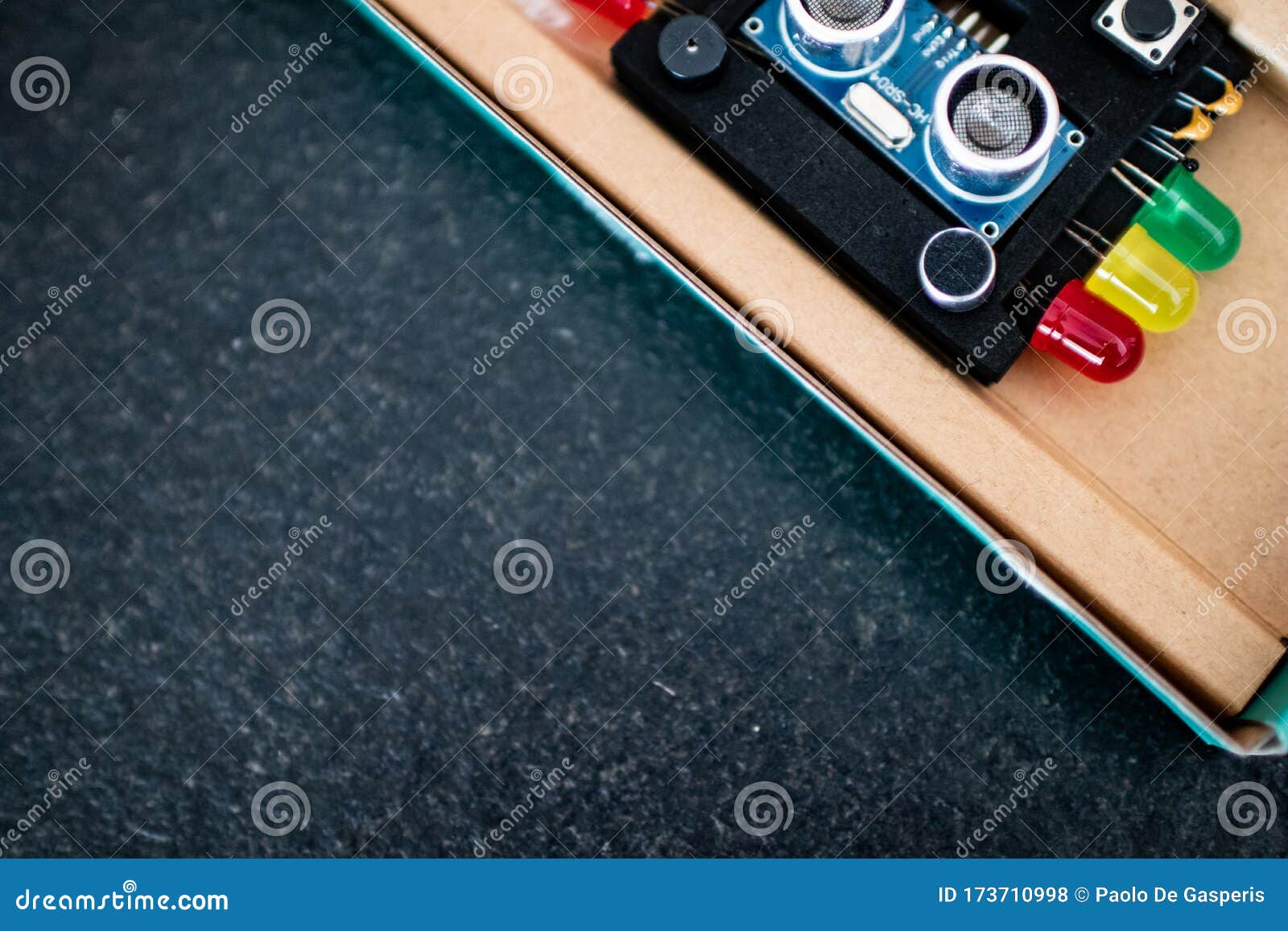 Electronic Tools for Computer Science and Science Education through ...