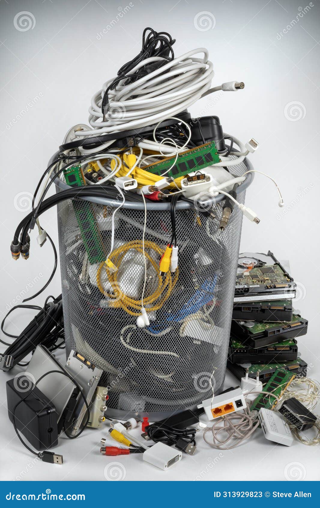 Electronic Waste - Obsolete Technology Stock Image - Image of ...