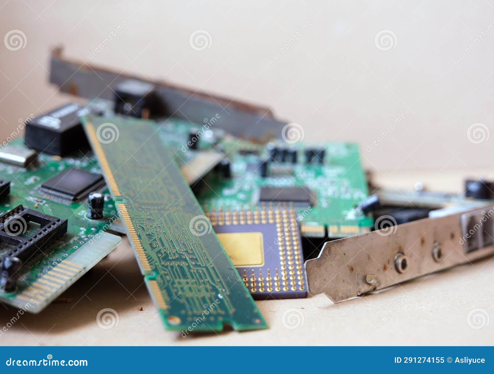 Electronic waste content stock image. Image of desoldering - 291274155
