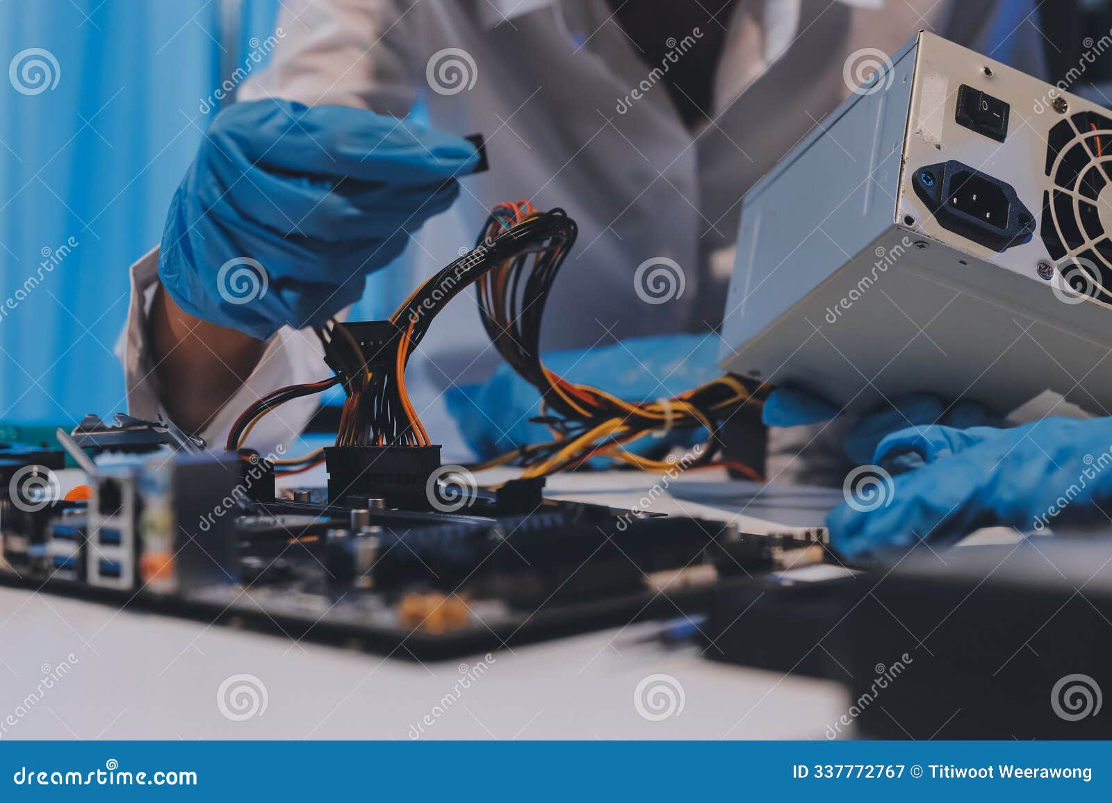 Electronics Technician, Electronic Engineering Electronic Repair ...
