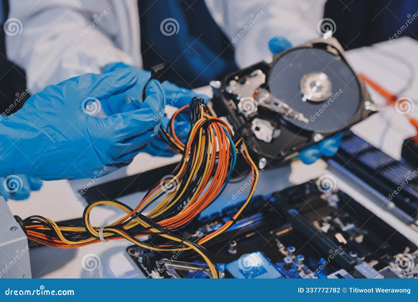 Electronics Technician, Electronic Engineering Electronic Repair ...