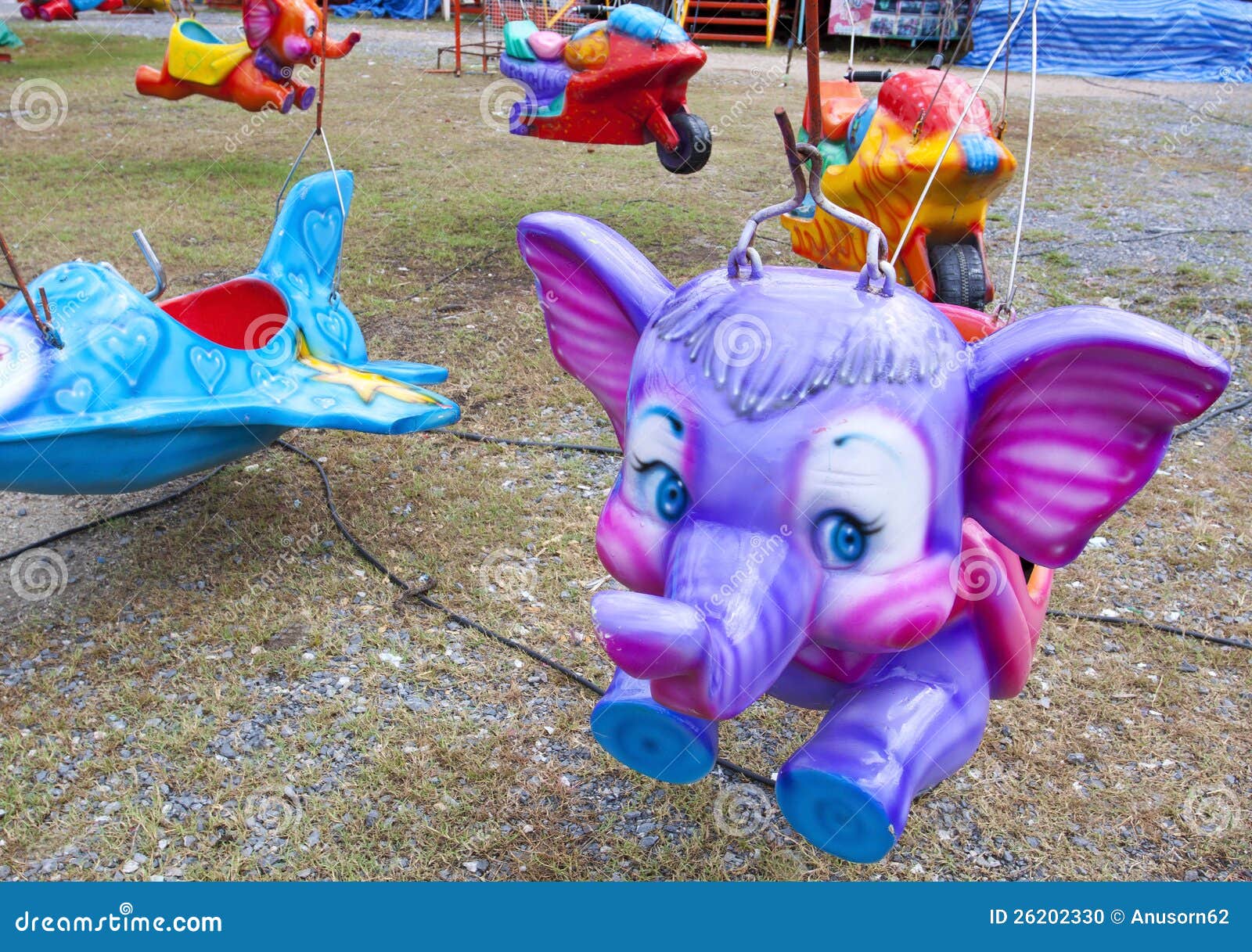 Elefante Del Carrusel Fotos de stock - Fotos libres de regalías de ...