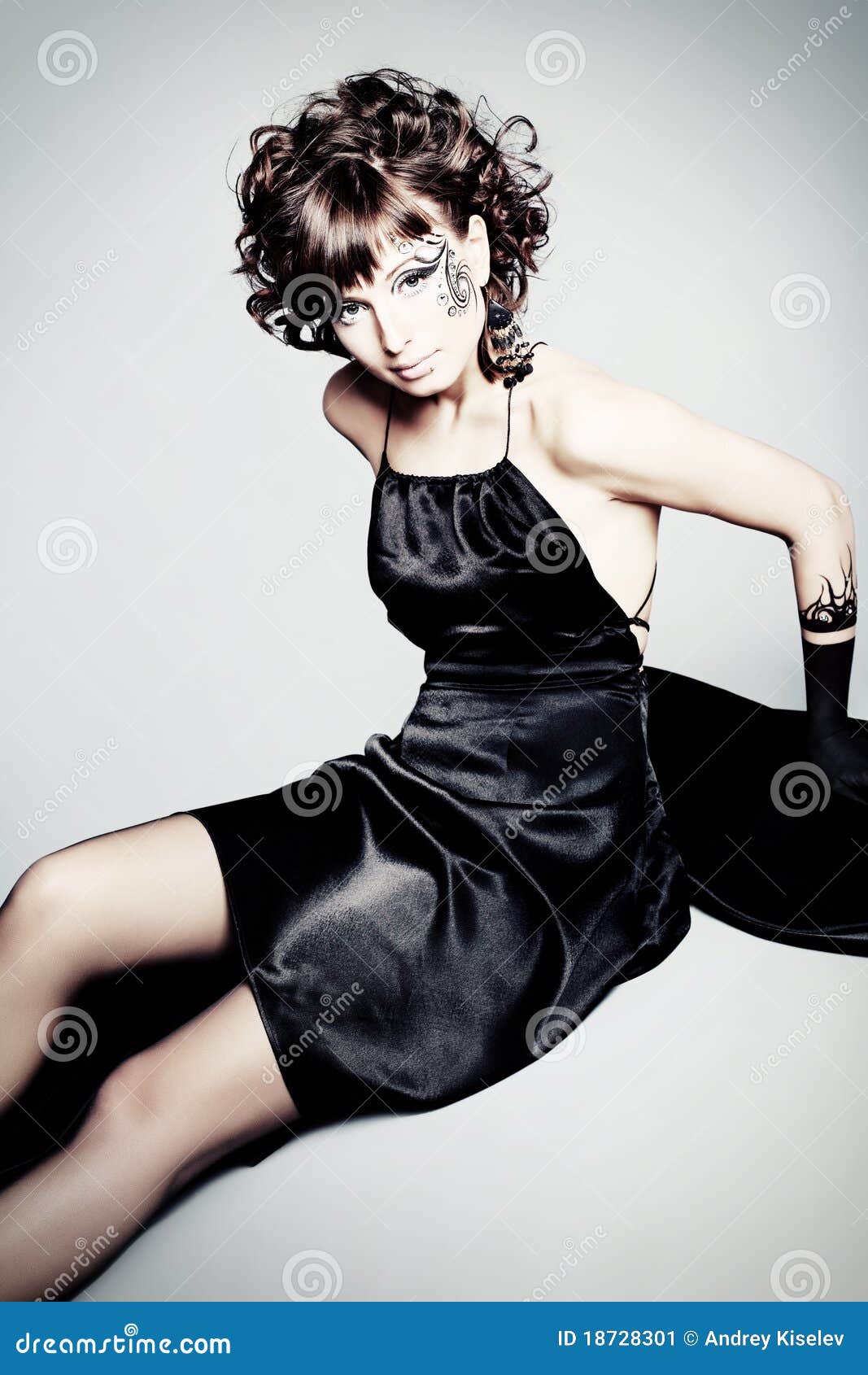 Elegancia imagen de archivo. Imagen de rico, ropas, adulto - 18728301