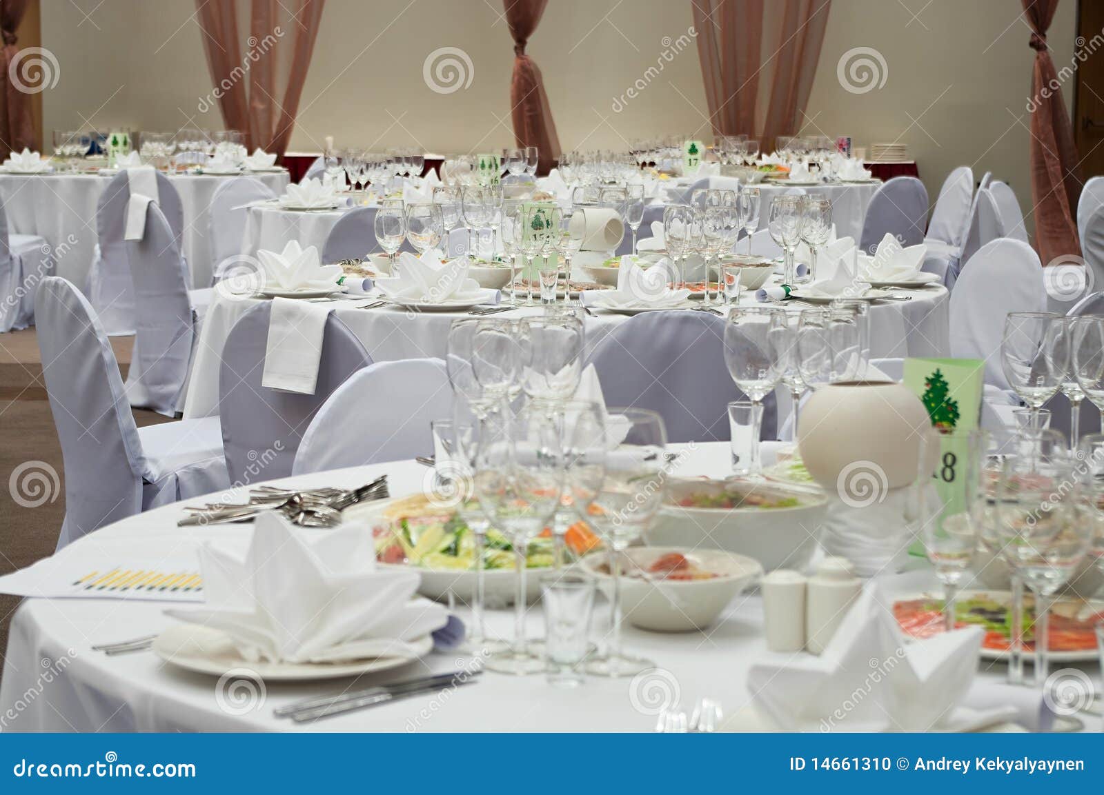 Elegant banquet tables stock photo. Image of dining, glass - 14661310