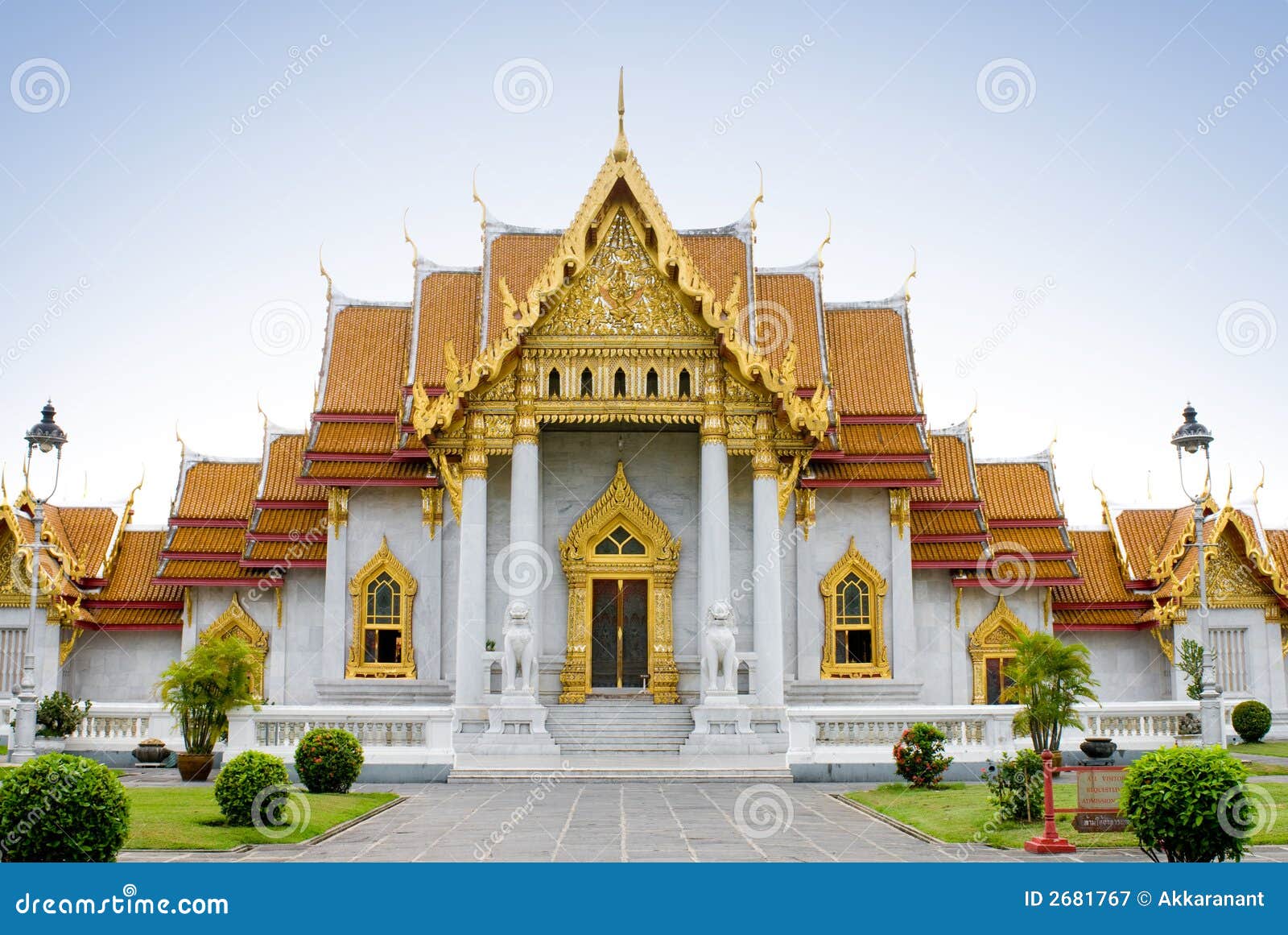 Elegant Buddhist Temple stock image. Image of brilliant - 2681767