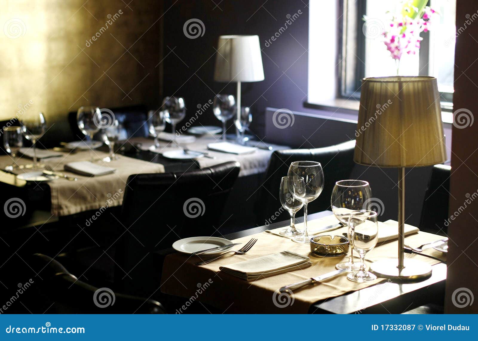 390 Restaurant Table Next To Window Stock Photos - Free & Royalty-Free ...