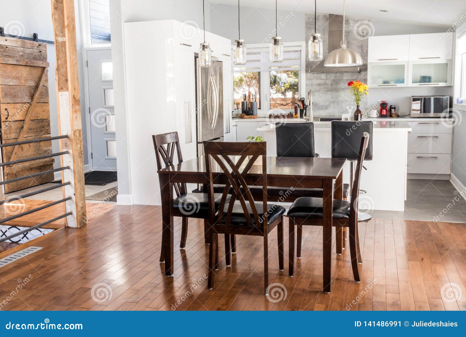 Elegant New Modern Home Dining Room Stock Image - Image of interior ...