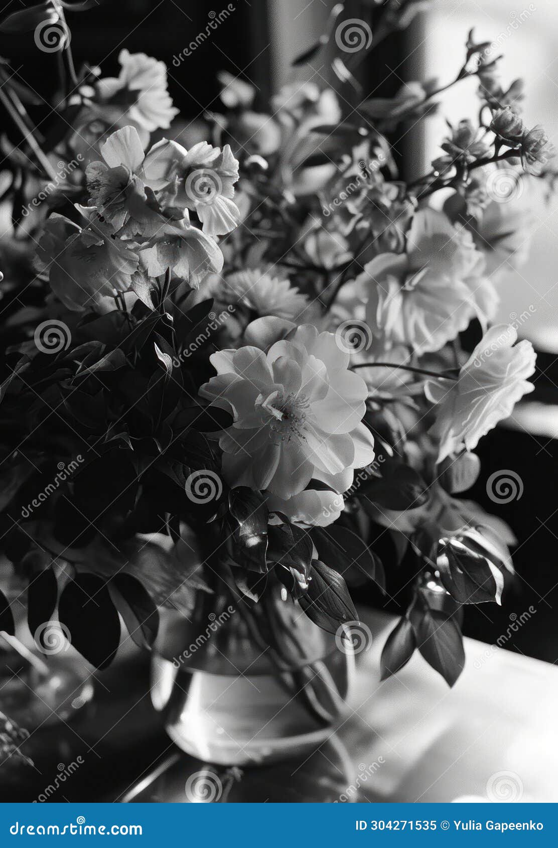 Elegant Spring Daytime Party Tabletop Arrangements Stock Image - Image ...