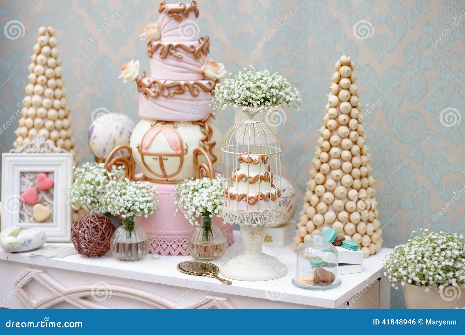 Elegant Sweet Table on Dinner or Event Party Stock Photo - Image of ...