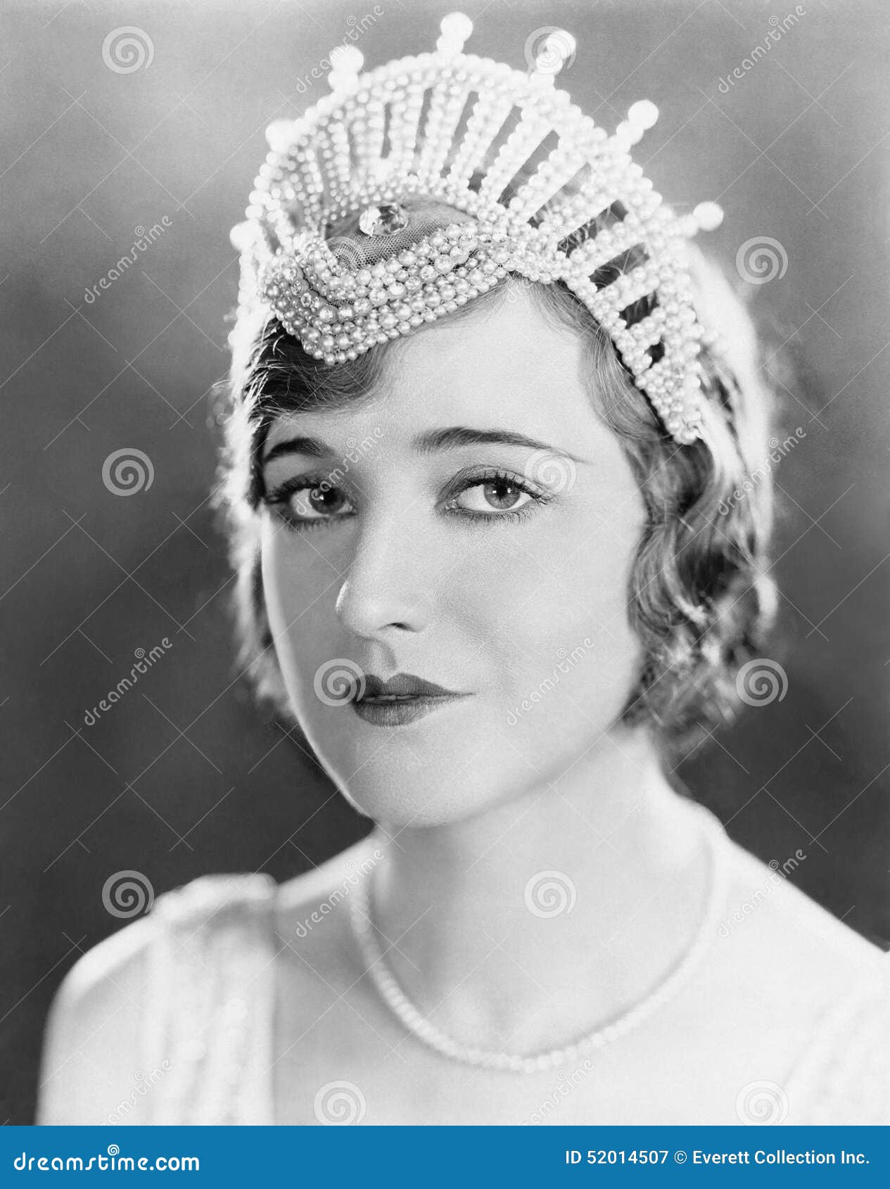 An Elegant Woman Wears Her Tiara Stock Image - Image of beauty, female ...