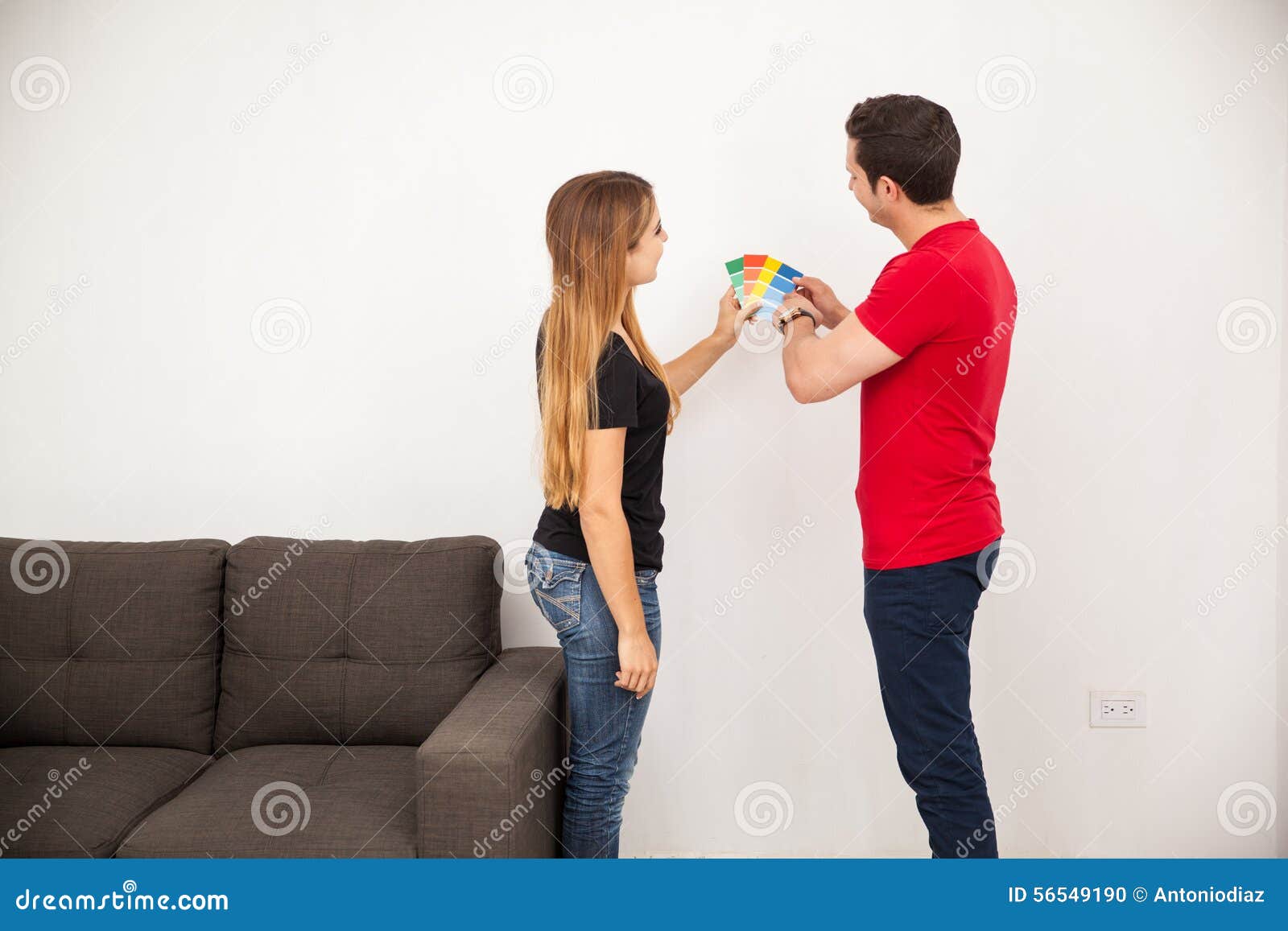 Elegir el color correcto foto de archivo. Imagen de lindo - 56549190