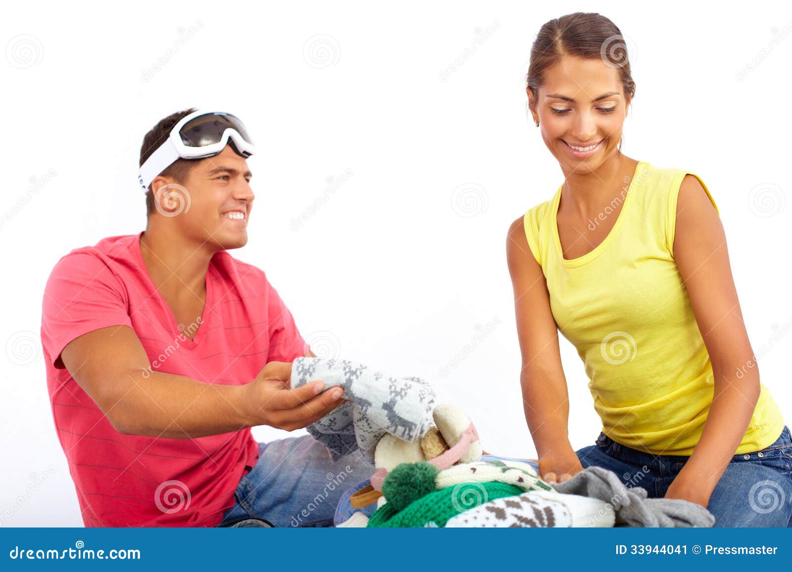 Elegir la ropa imagen de archivo. Imagen de masculino - 33944041