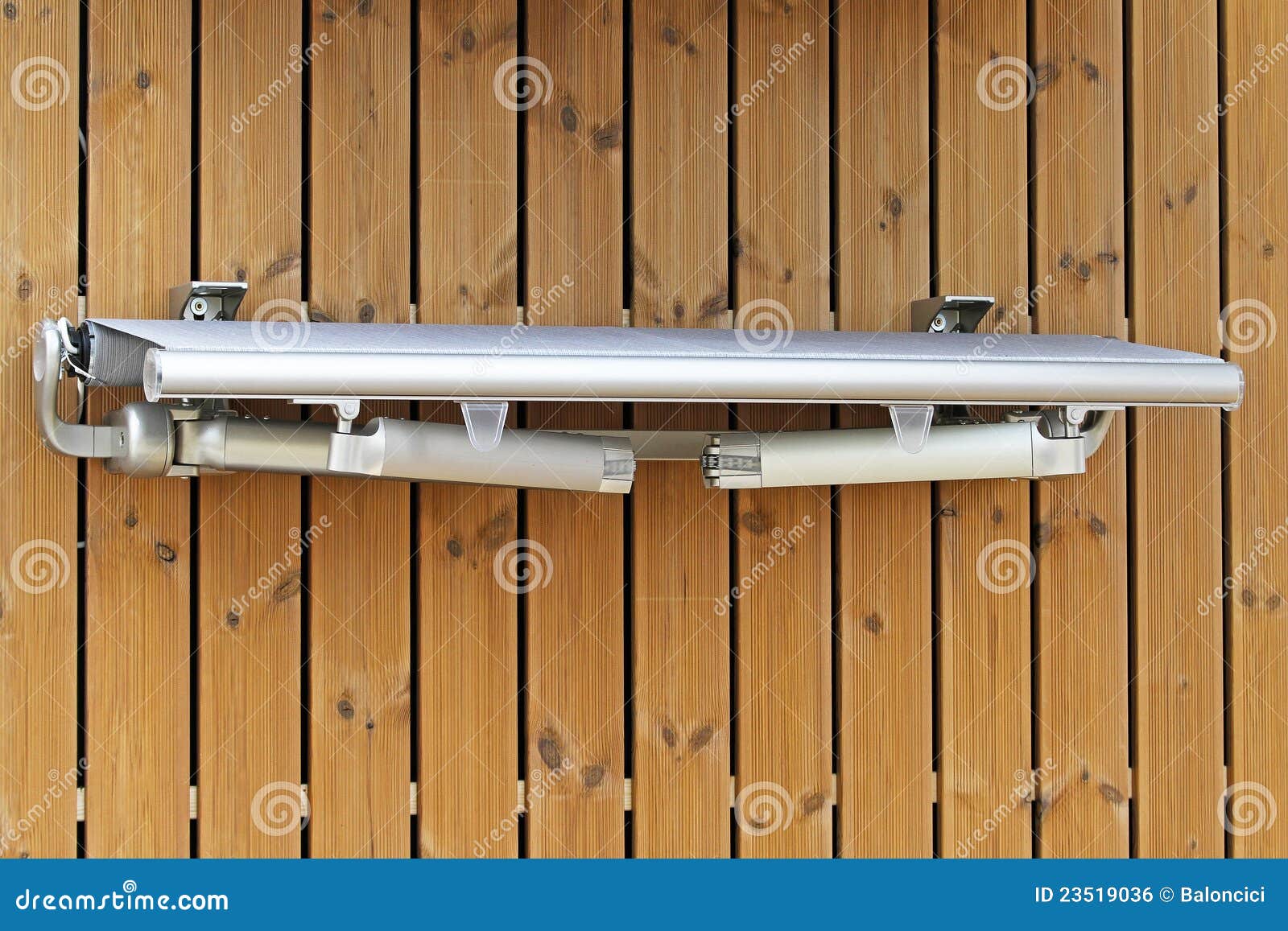 Elektrische luifel stock foto. Image of zonnescherm, automatisch - 23519036