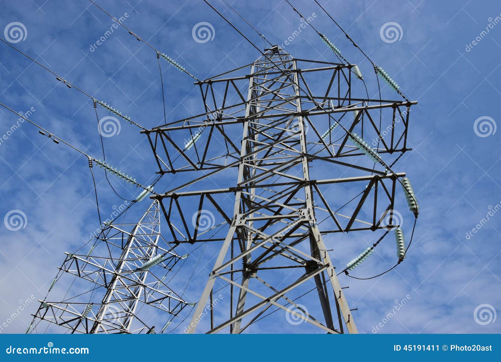 Elektrische pyloon stock afbeelding. Image of beeld, foto - 45191411