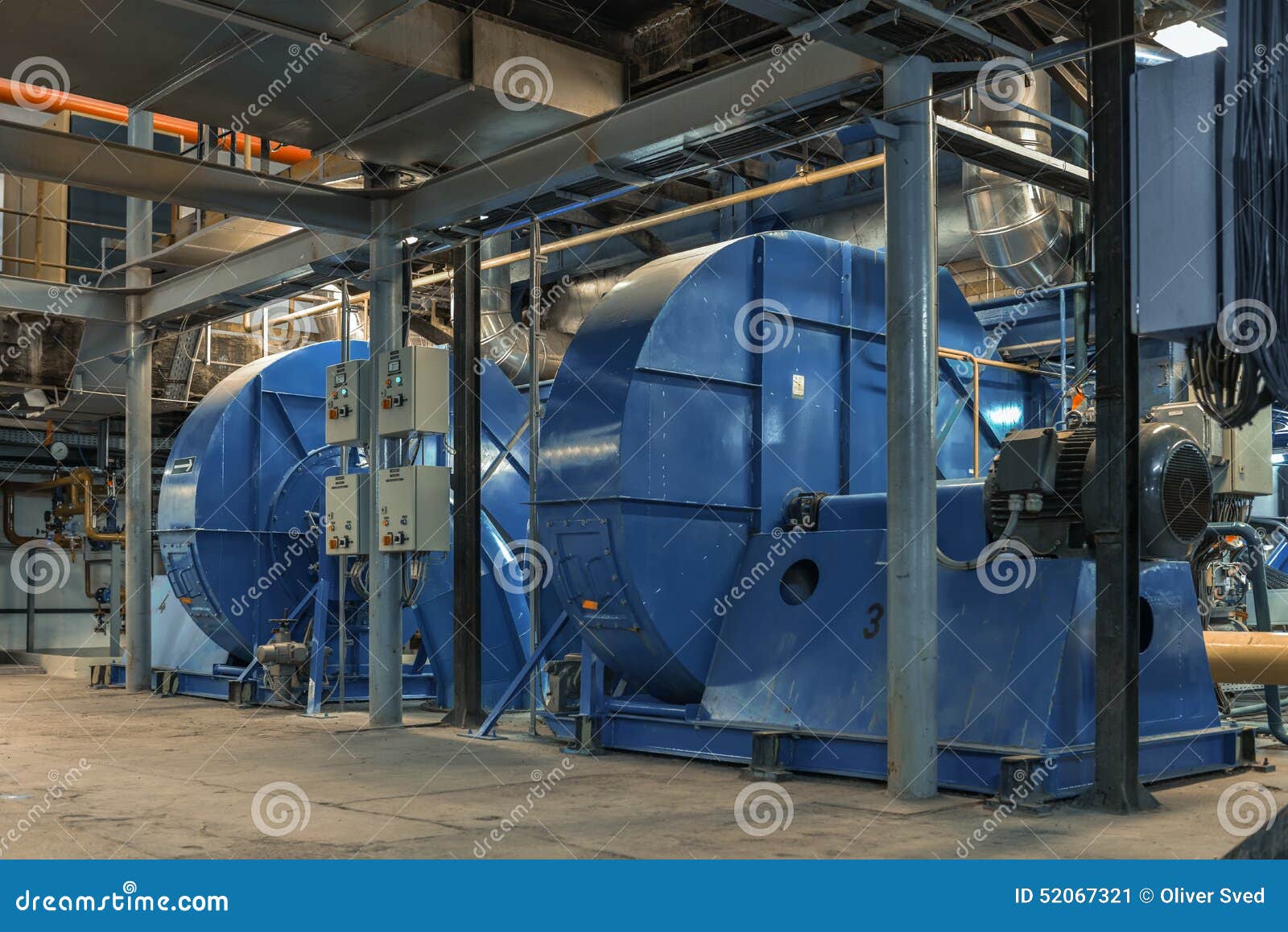 Elektrischer Industrieller Generator Stockbild - Bild von umgebung ...