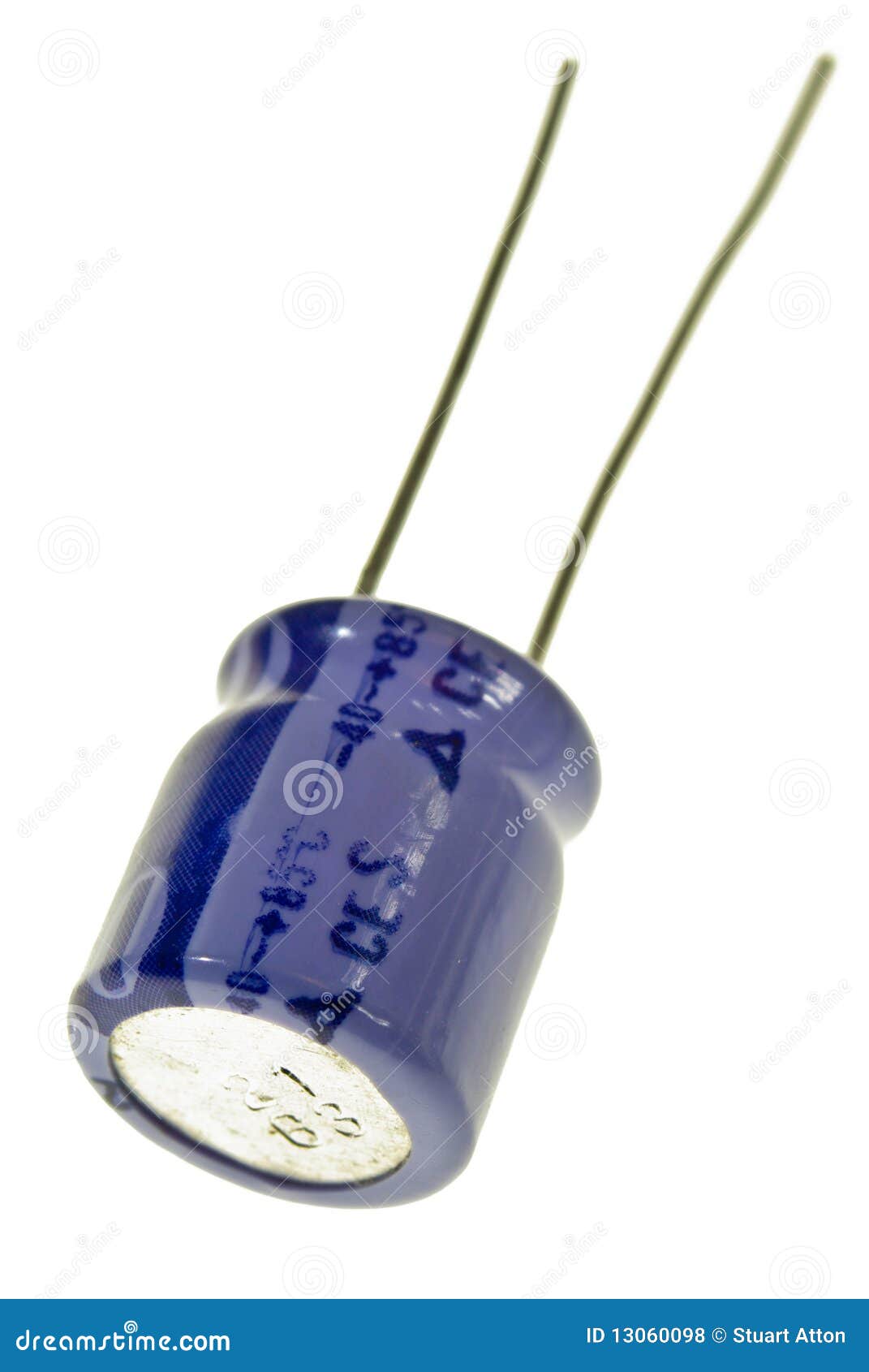 Elektrolytische Condensator Stock Foto - Image of vergroot, blauw: 13060098