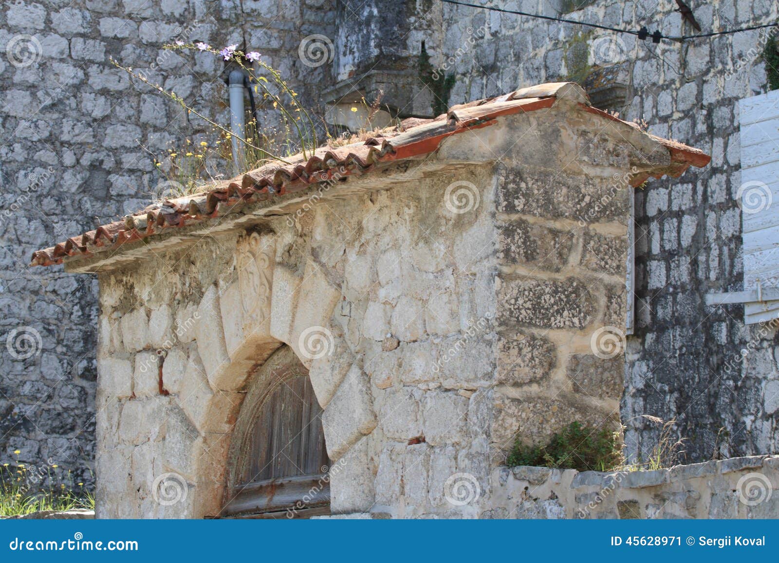 Element of Stone Fence. Arch Over the Gate Stock Image - Image of ...